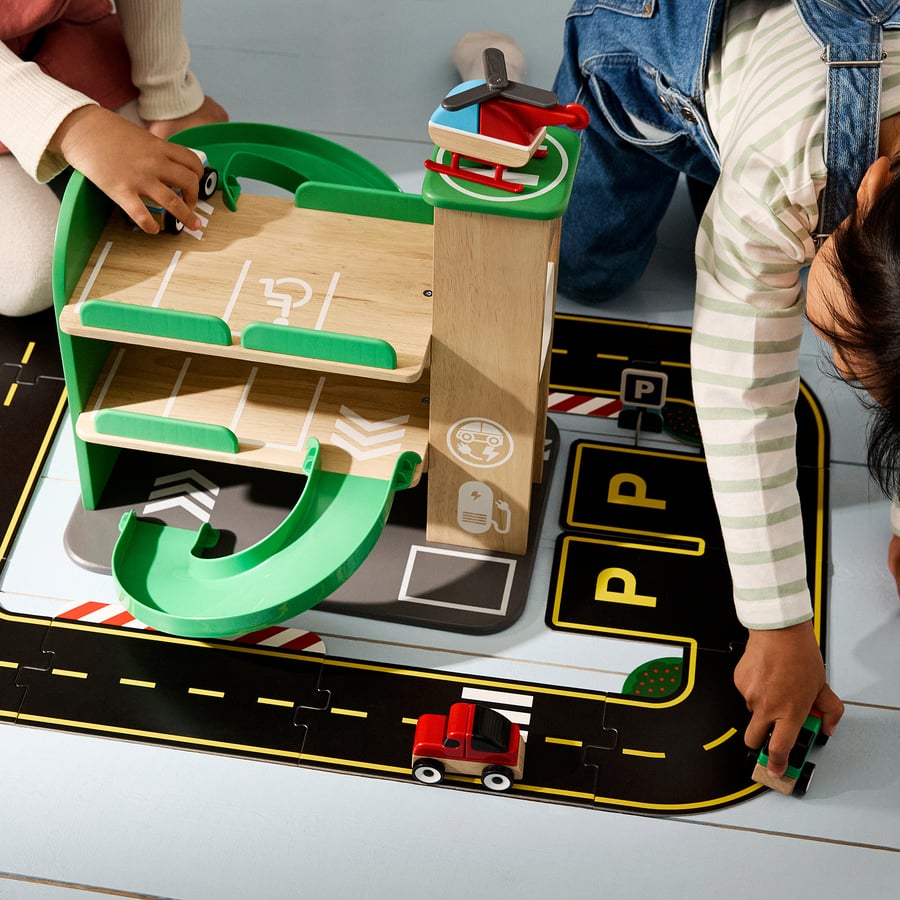 LILLABO Set de autos, 4 piezas, auto deportivo/autobús escolar camión ...