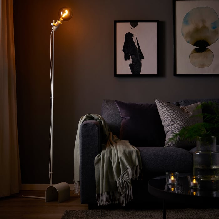 HÅRSLINGA floor lamp, white - IKEA Spain