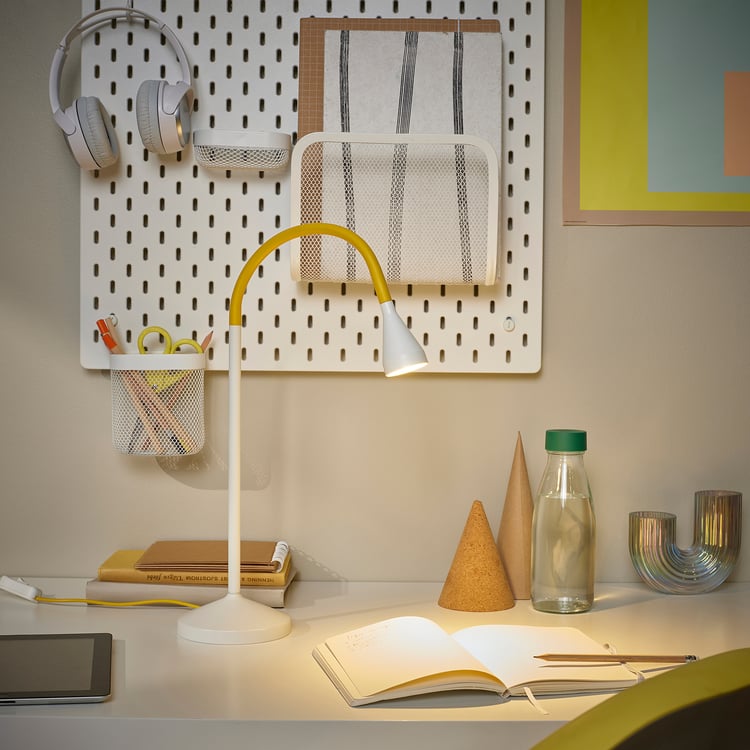 NÄVLINGE LED desk lamp, yellow/white - IKEA Spain