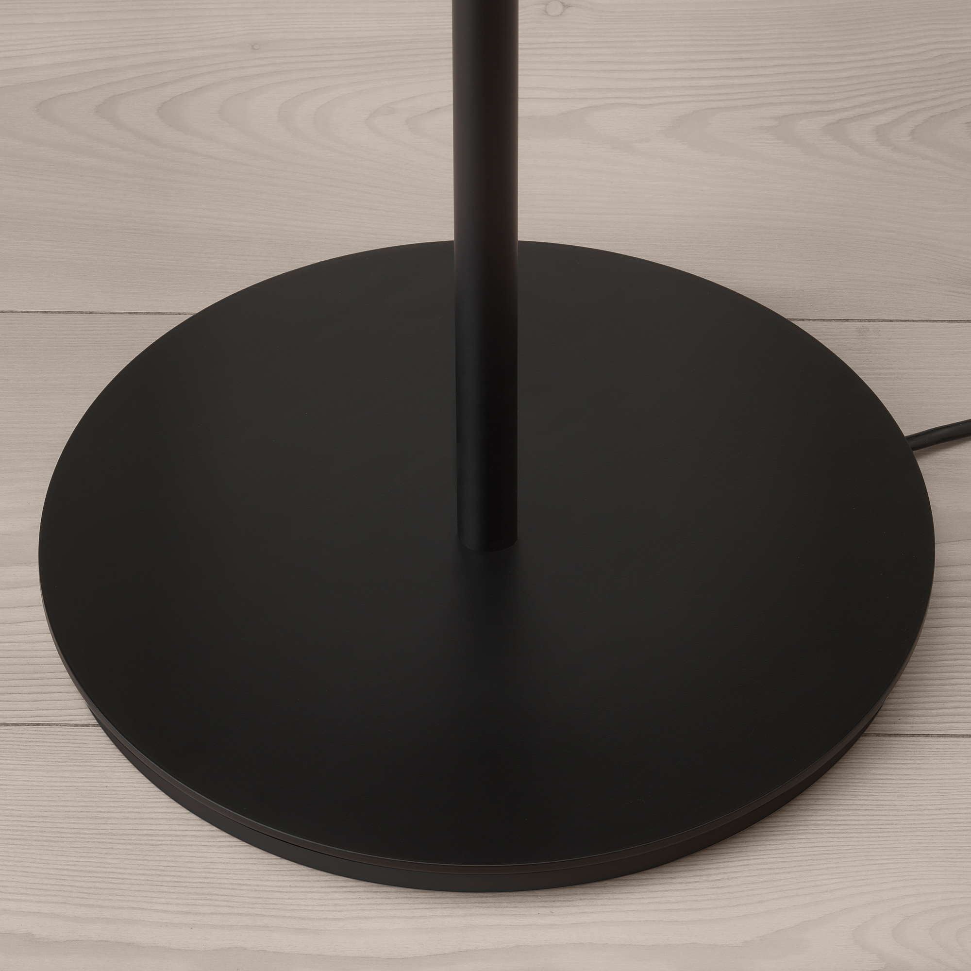 SKAFTET Base para lámpara de pie, negro - IKEA