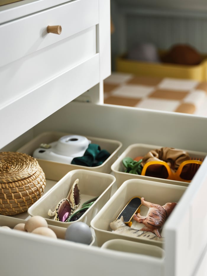 How to organize a dresser made easy - IKEA