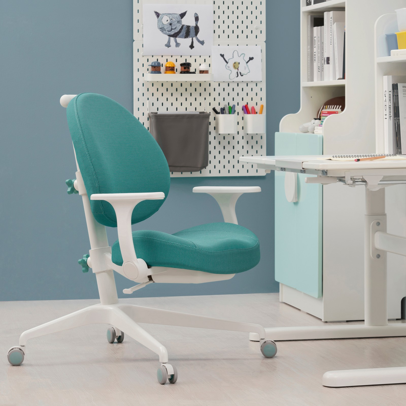 A Study Room Where Kids Can Be Productive & Creative - IKEA