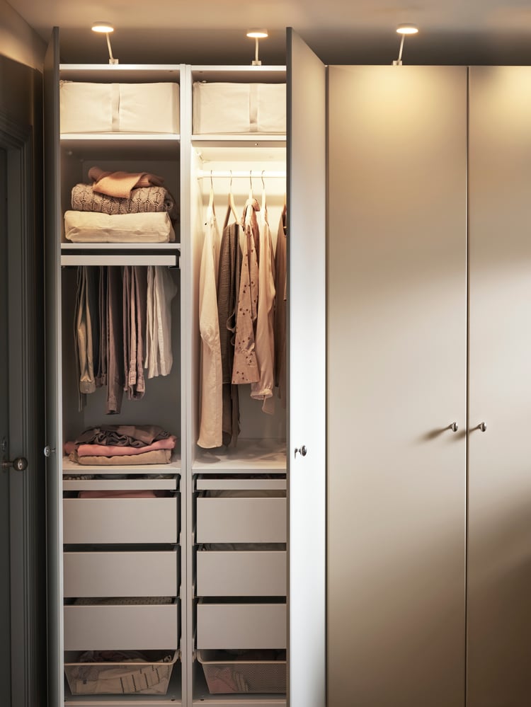 5 easy steps towards a perfectly organized wardrobe - IKEA