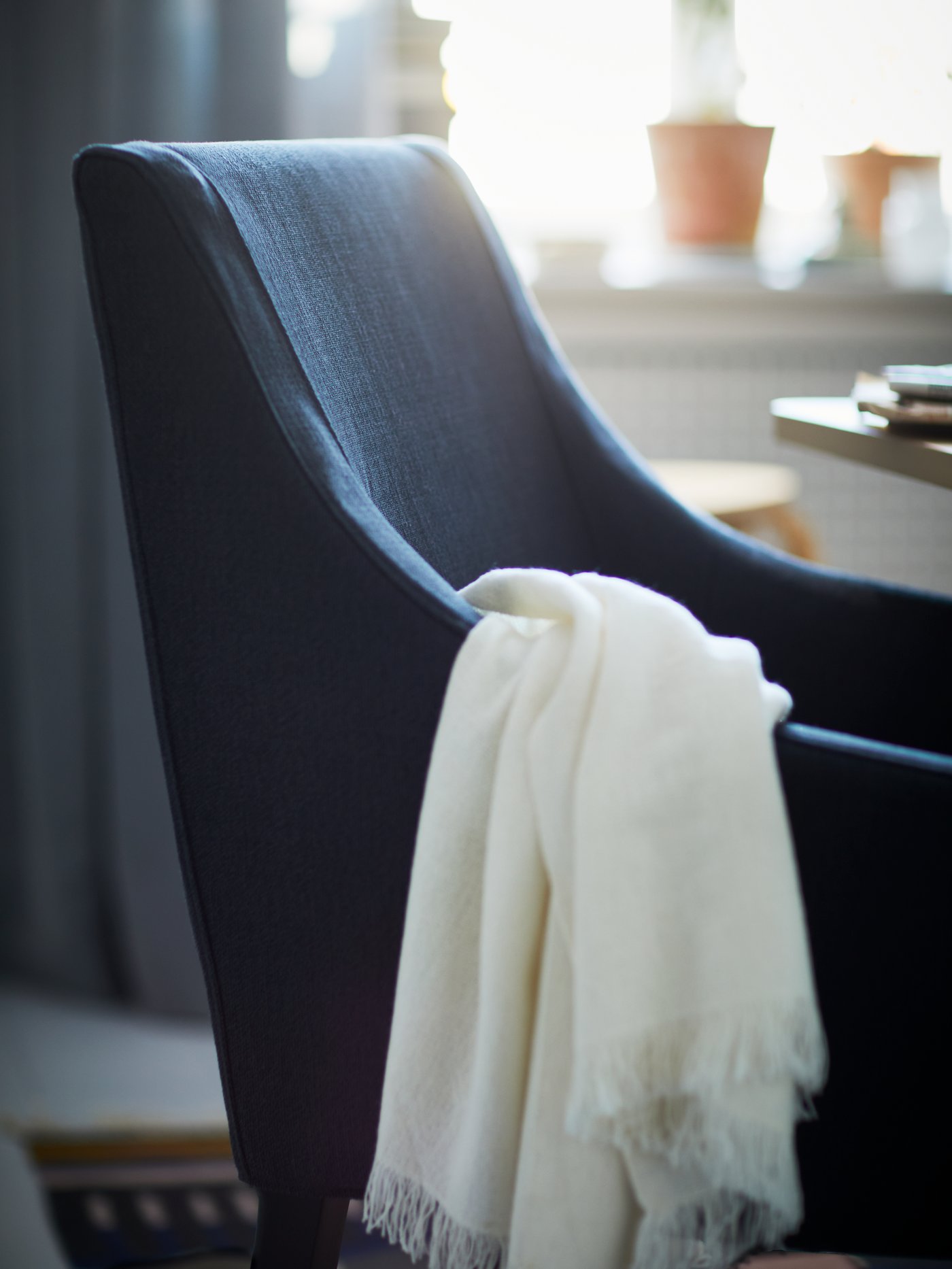 Dining chair ideas for an inclusive table - IKEA