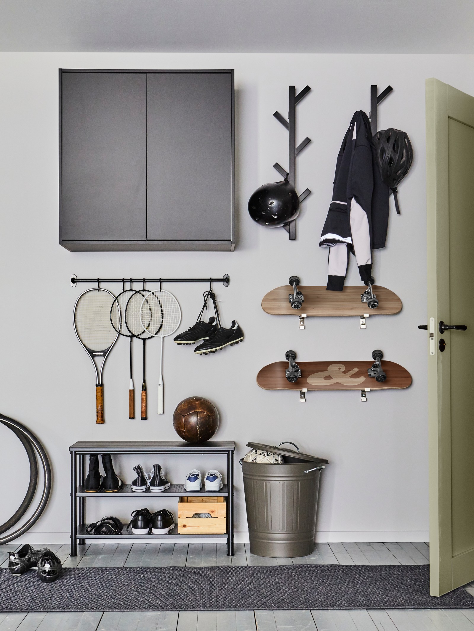 A hallway for storing your sports gear - IKEA