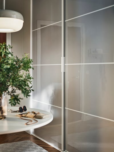 Inspiring walk-in wardrobe ideas and top tips - IKEA