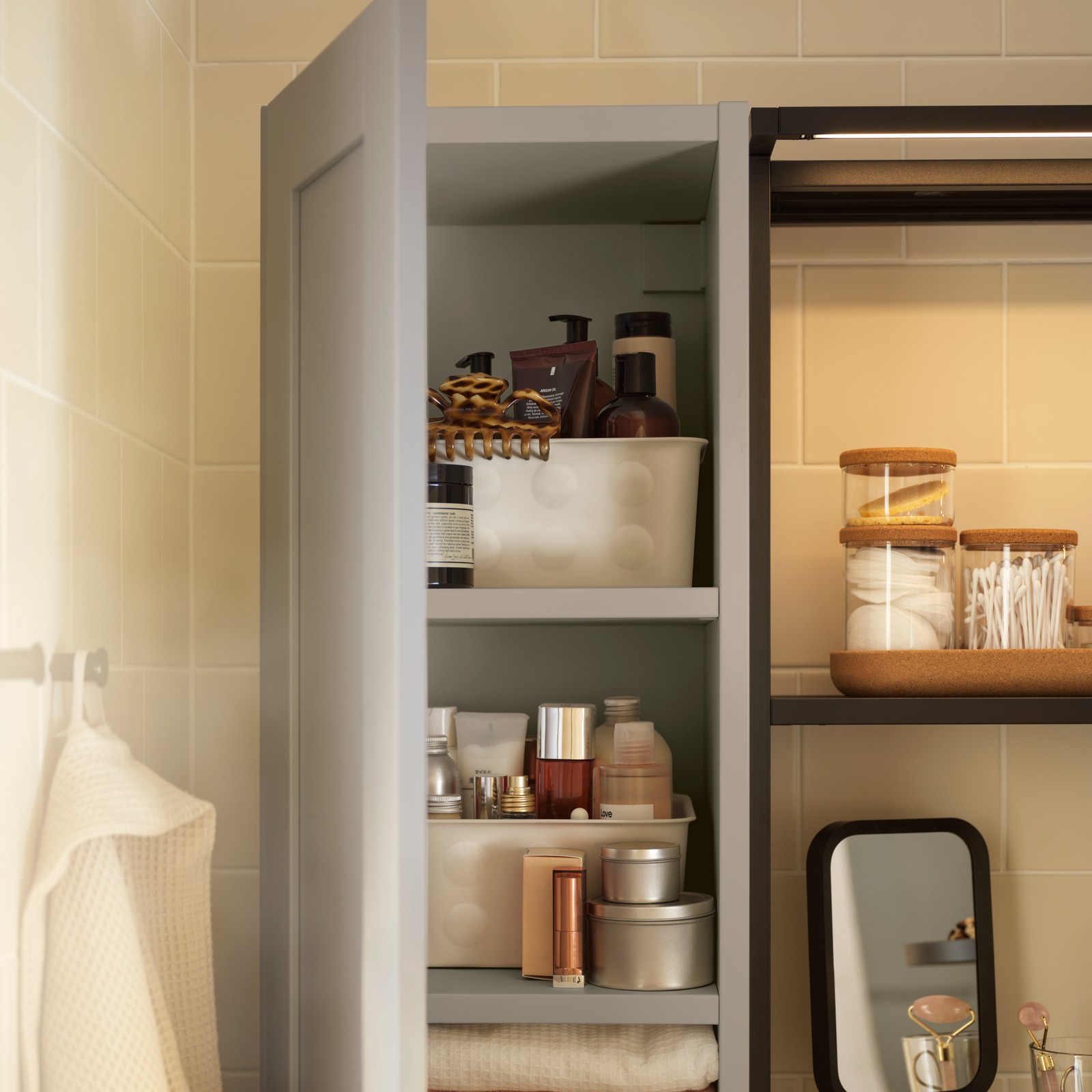 7 reasons why IKEA bathroom storage is right for you - IKEA CA
