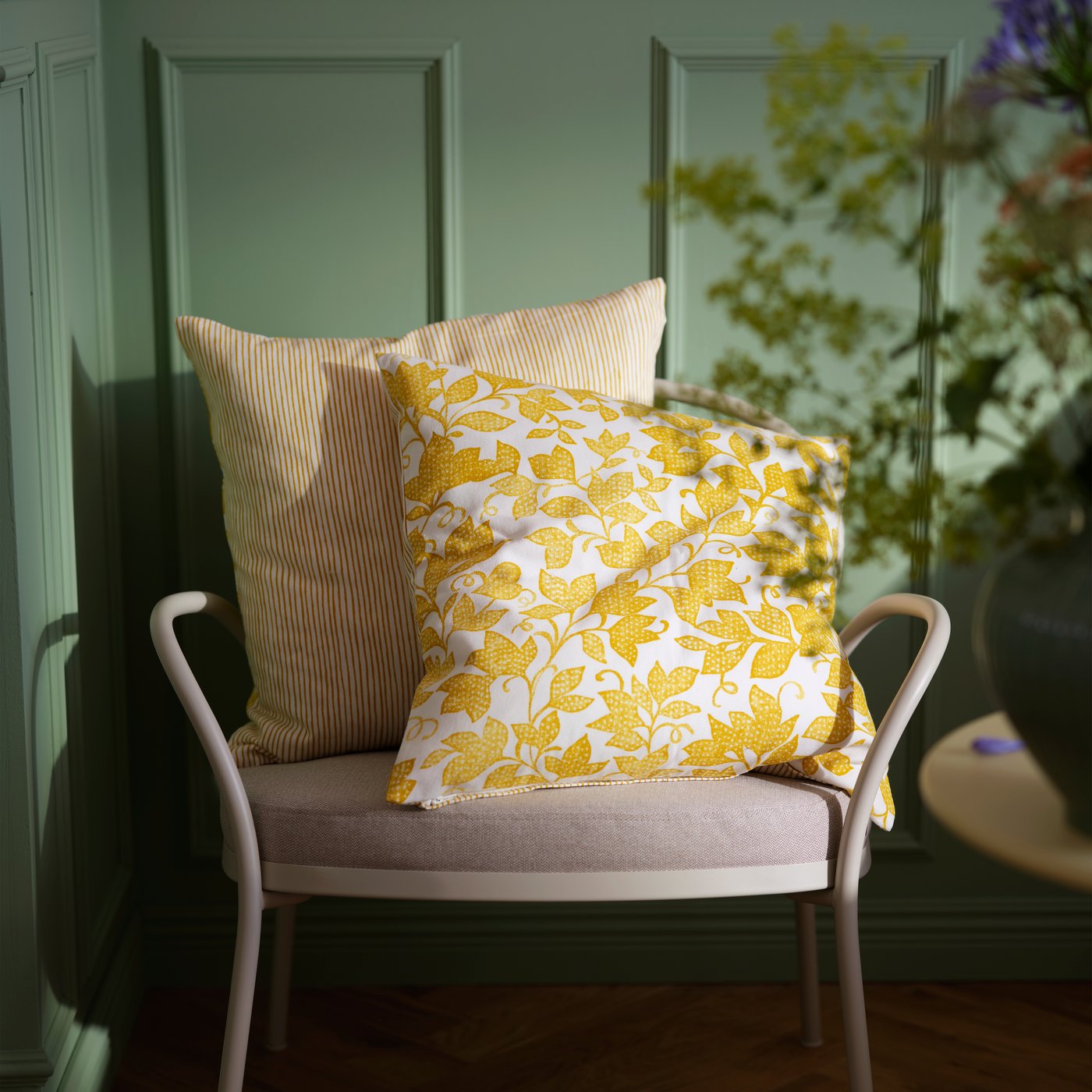 Sofas & Armchairs - Comfort Seating For Every Room - IKEA