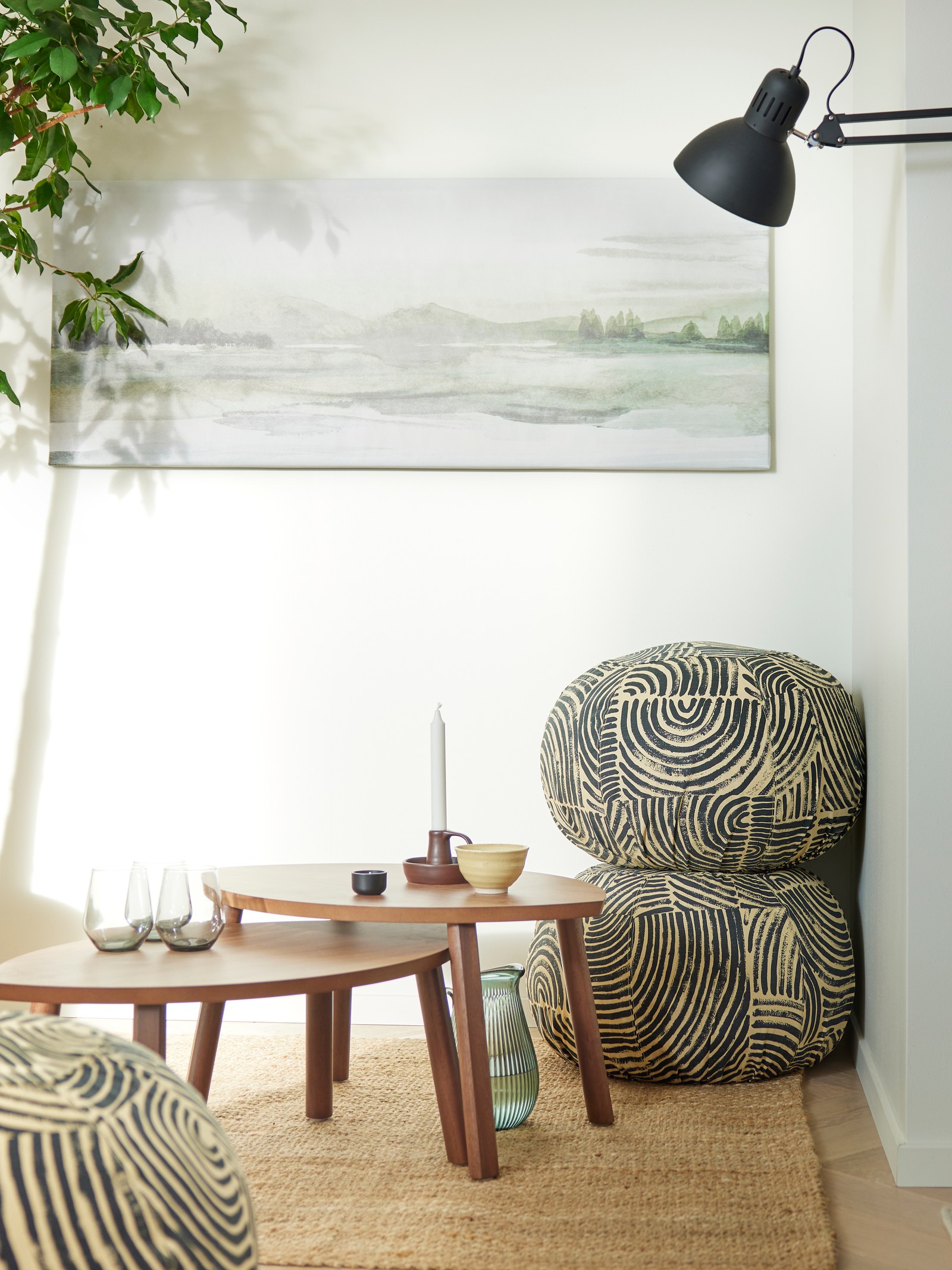 Living room wall décor ideas and tips for your home - IKEA