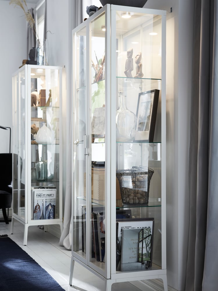 A wall-to-wall gallery in your living room - IKEA