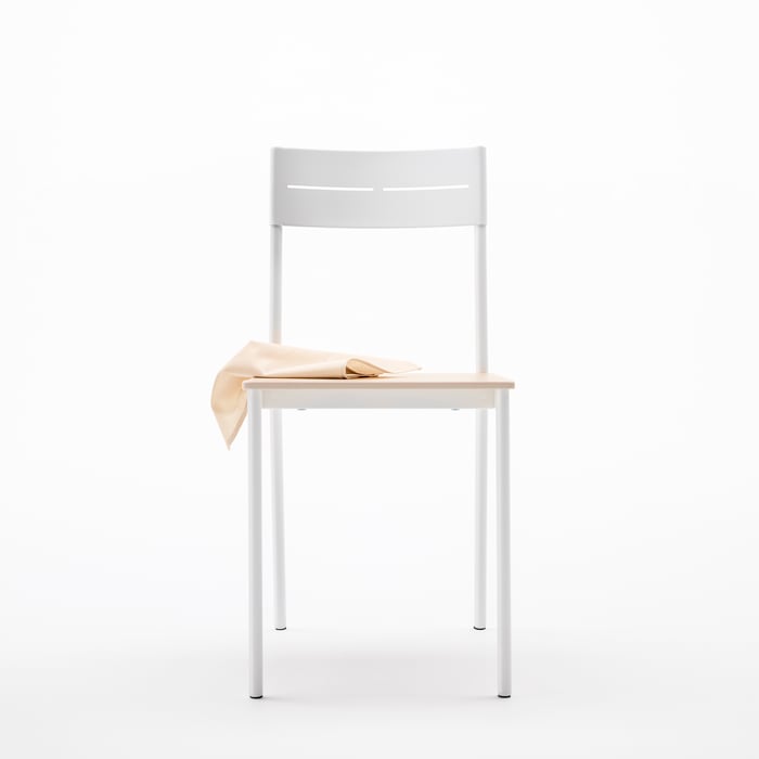 Spisestoler i mange design og utførelser. Finn din stil og den stolen ...