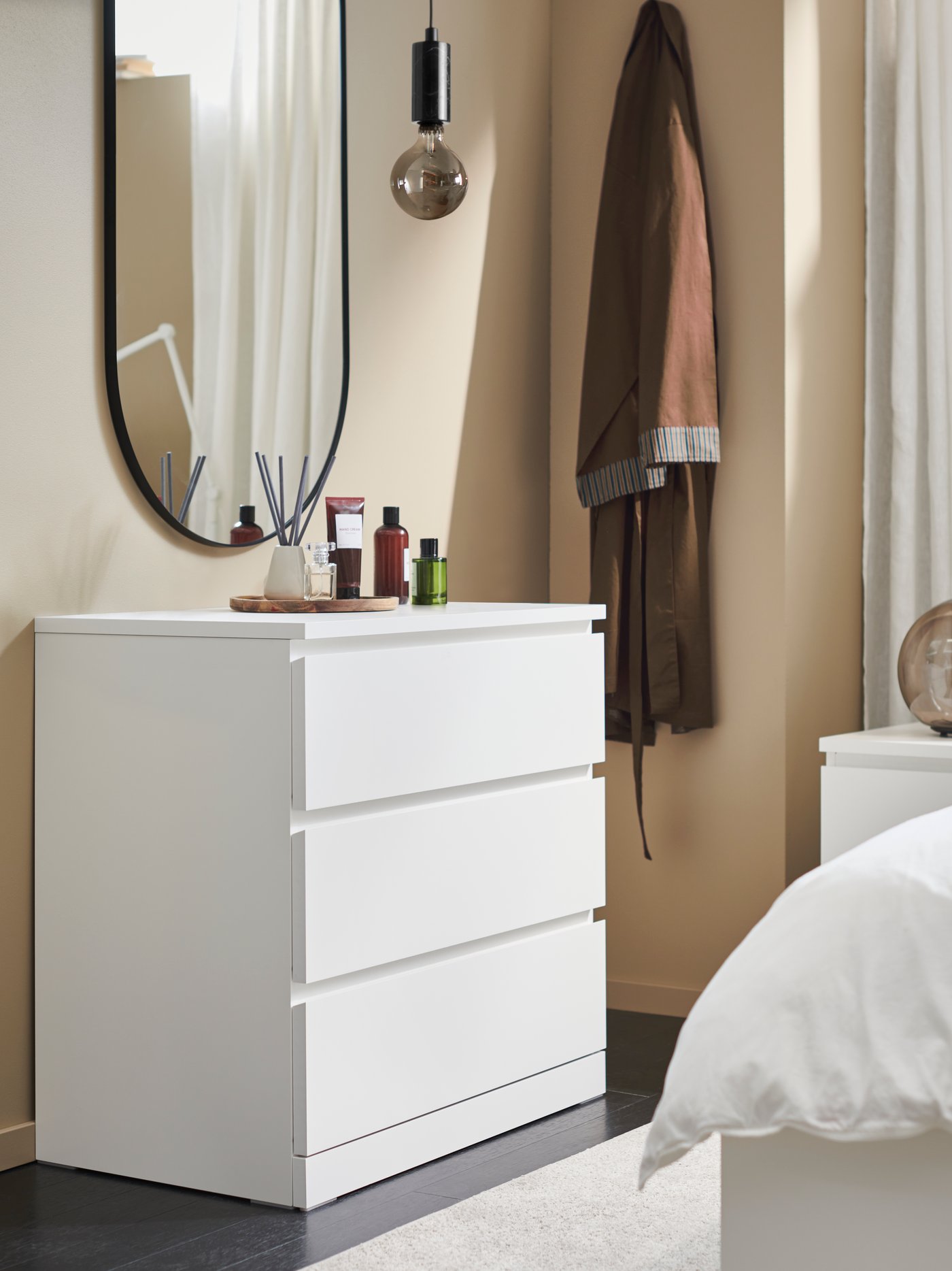 Small Bedroom Ideas for Tiny Spaces - IKEA