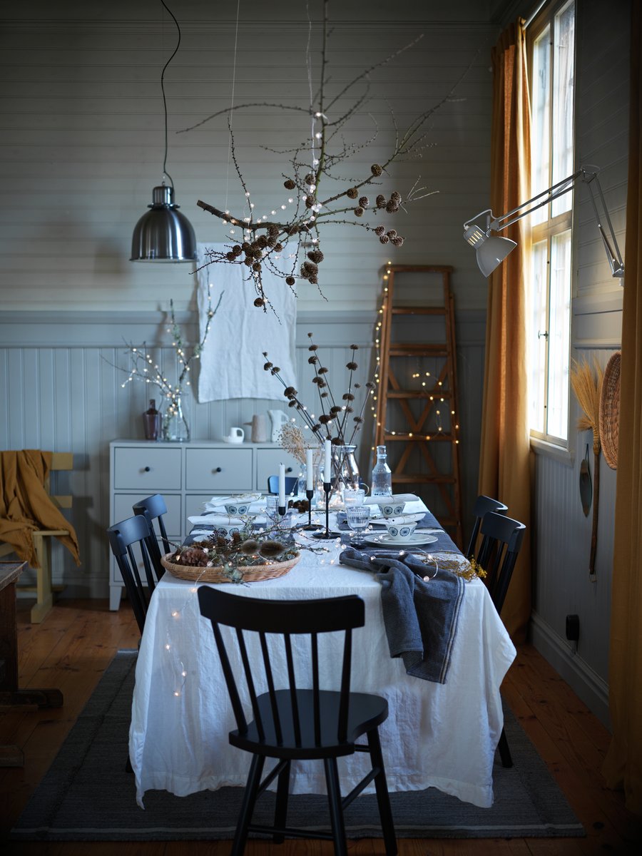 Er du klar til julens gæster? Dæk bordet og pynt op. - IKEA
