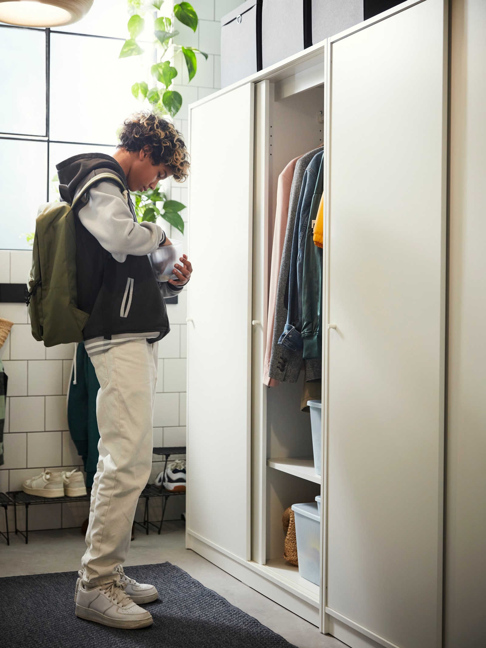 Hallway inspiration, furniture and more - IKEA Ireland