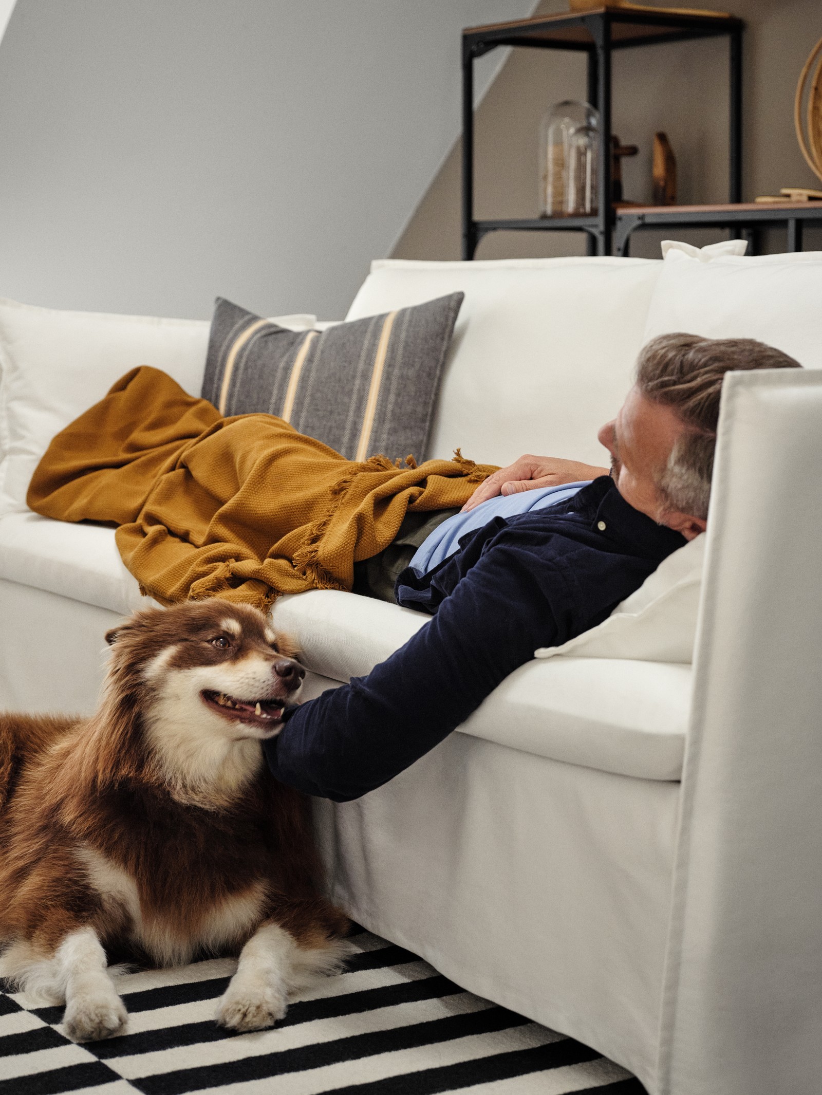 Calm, comfort and style in one living room - IKEA