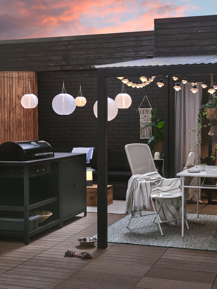 Furnishing a larger outdoor space is easy - IKEA