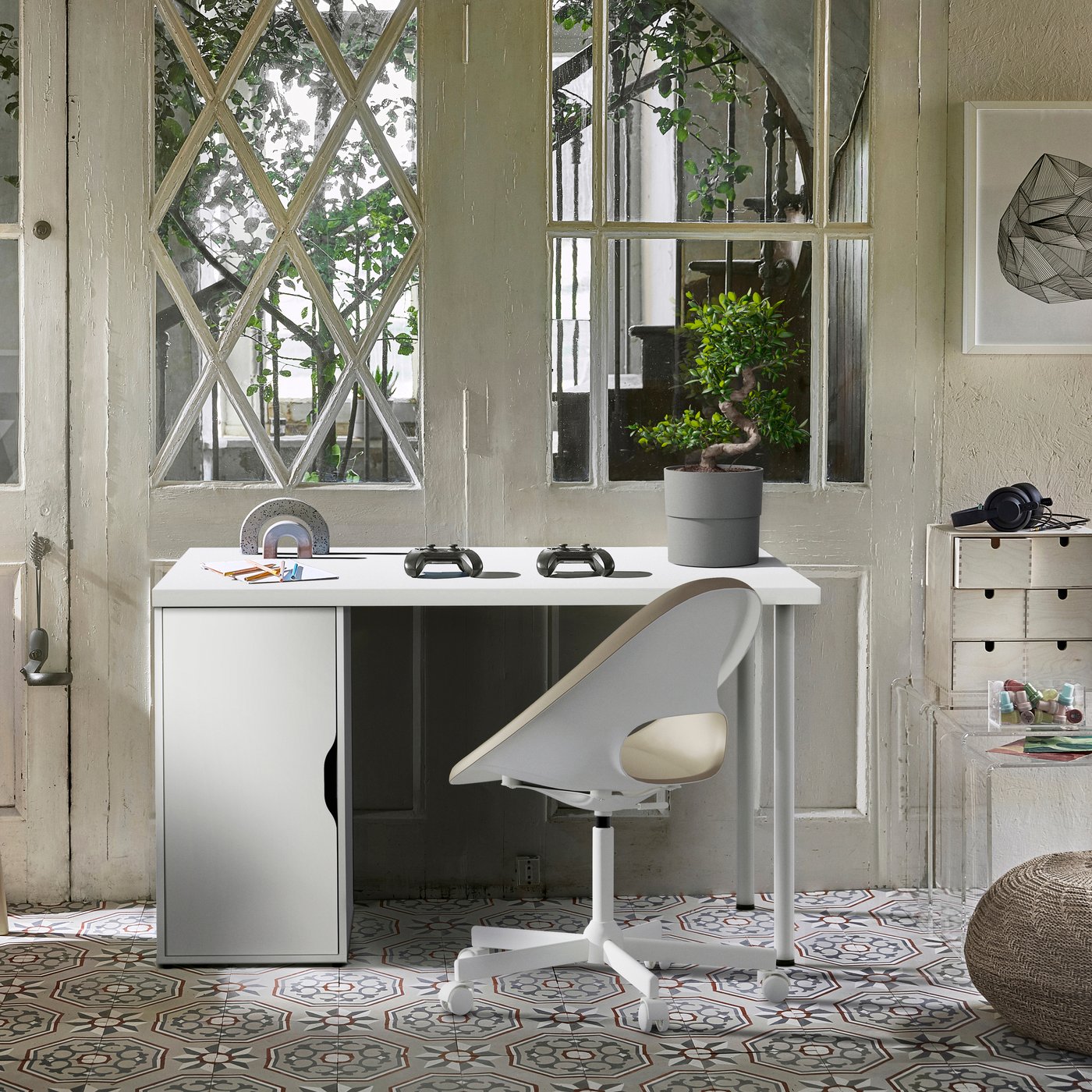 Computer Tables - Computer Desks - Desk for Mobile Solutions - IKEA Ireland