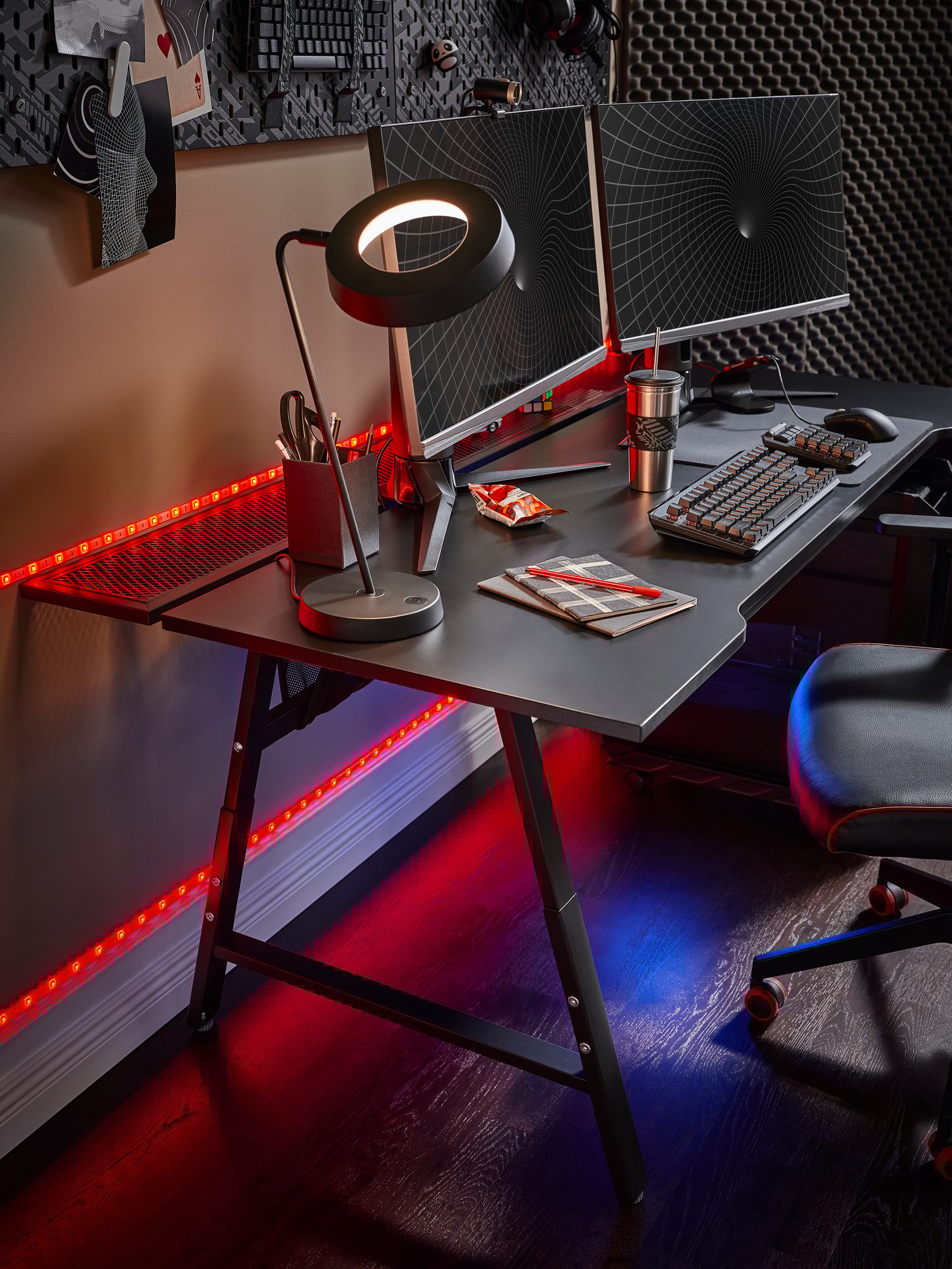 Next level gaming desk set-up - IKEA