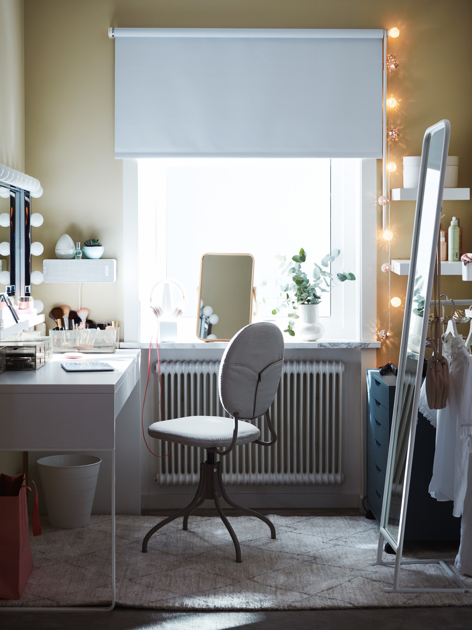 Everything for an all-out vanity table - IKEA Ireland