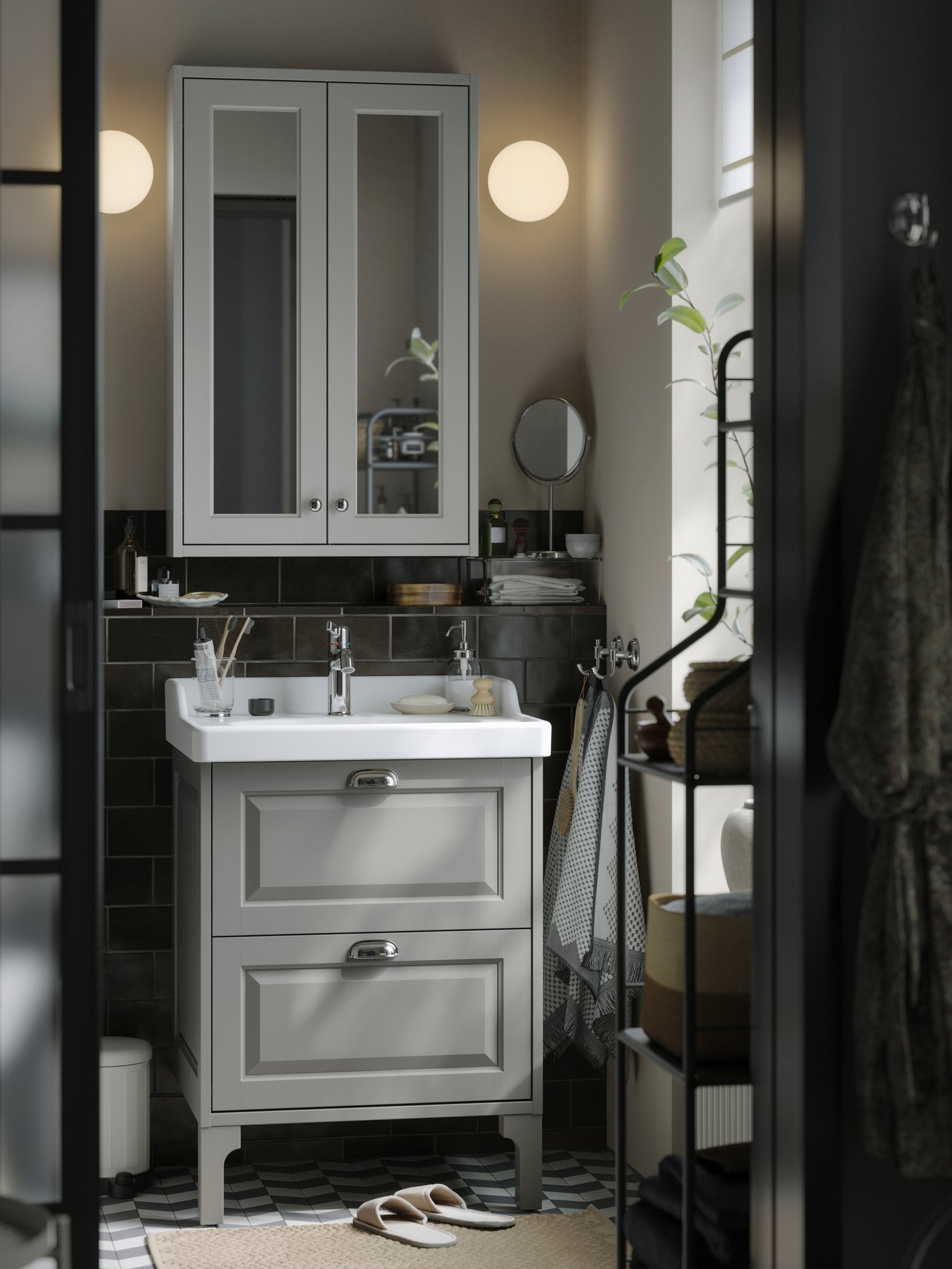 Desconecta en un baño pequeño, acogedor y tradicional - IKEA México