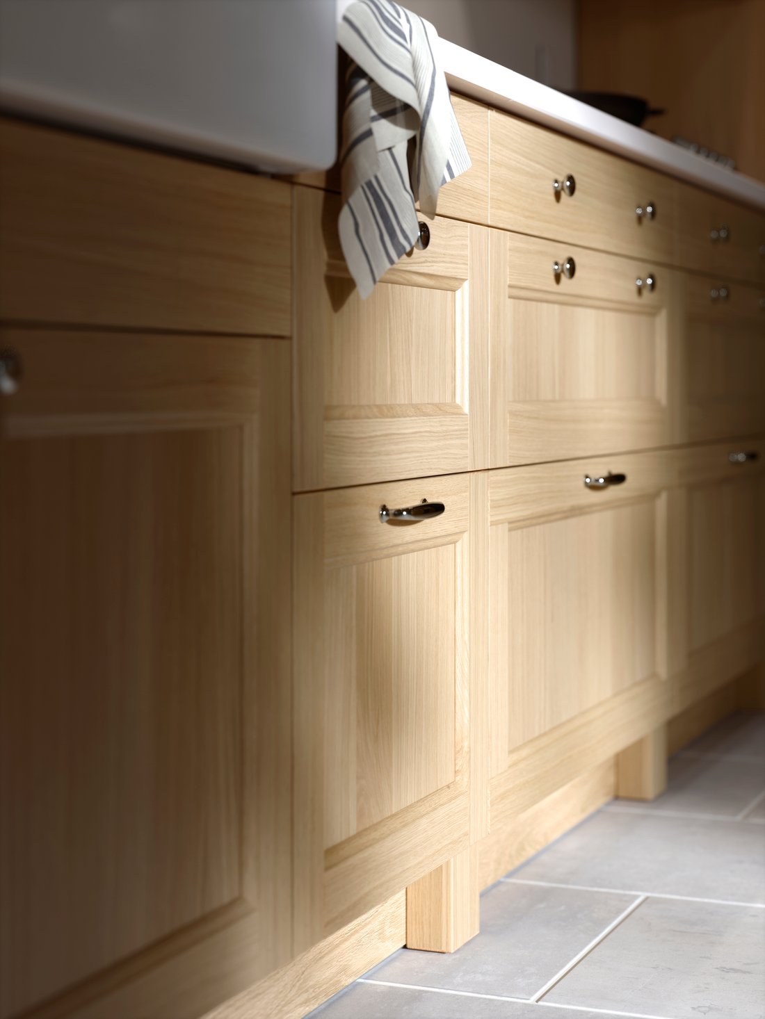 VEDHAMN oak kitchen fronts inspiration guide - IKEA