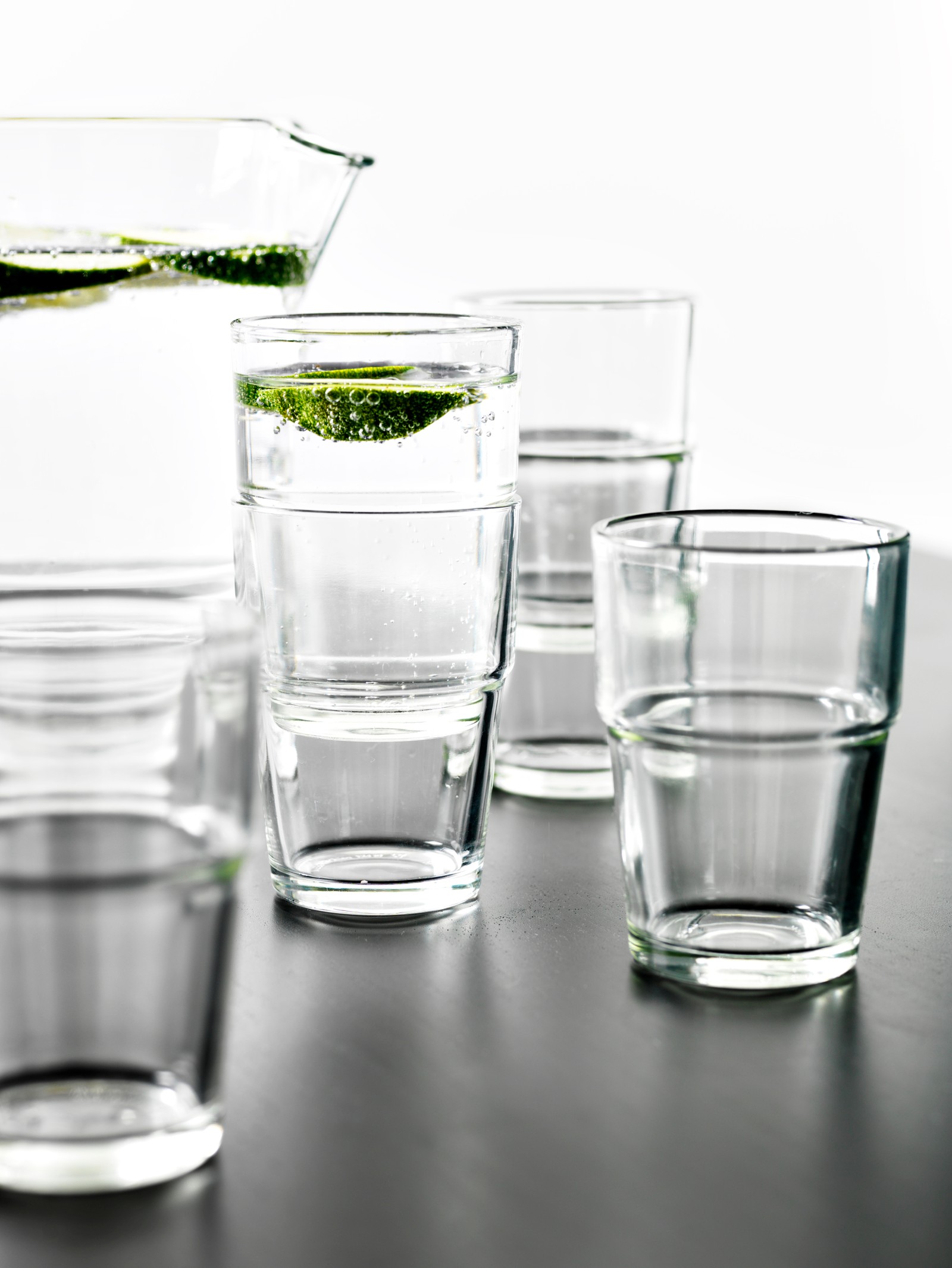 A material guide for dinnerware and glassware - IKEA