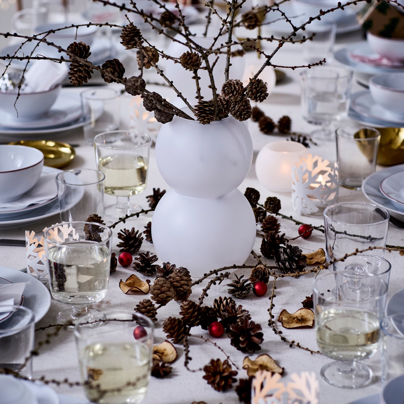 Julepynt og juledekorasjoner| Skap julestemning i hjemmet - IKEA