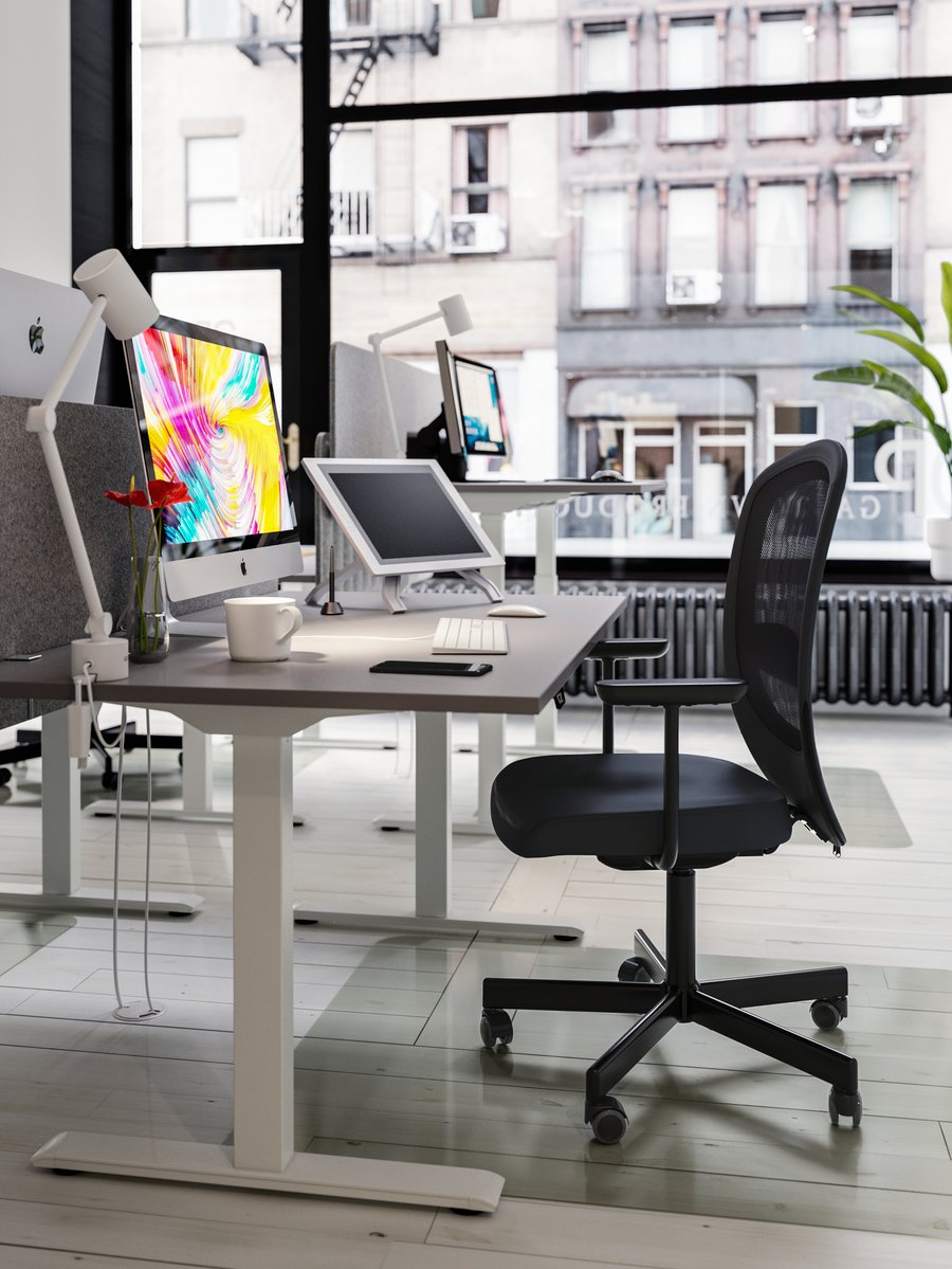 A colorful and inspiring start-up office - IKEA