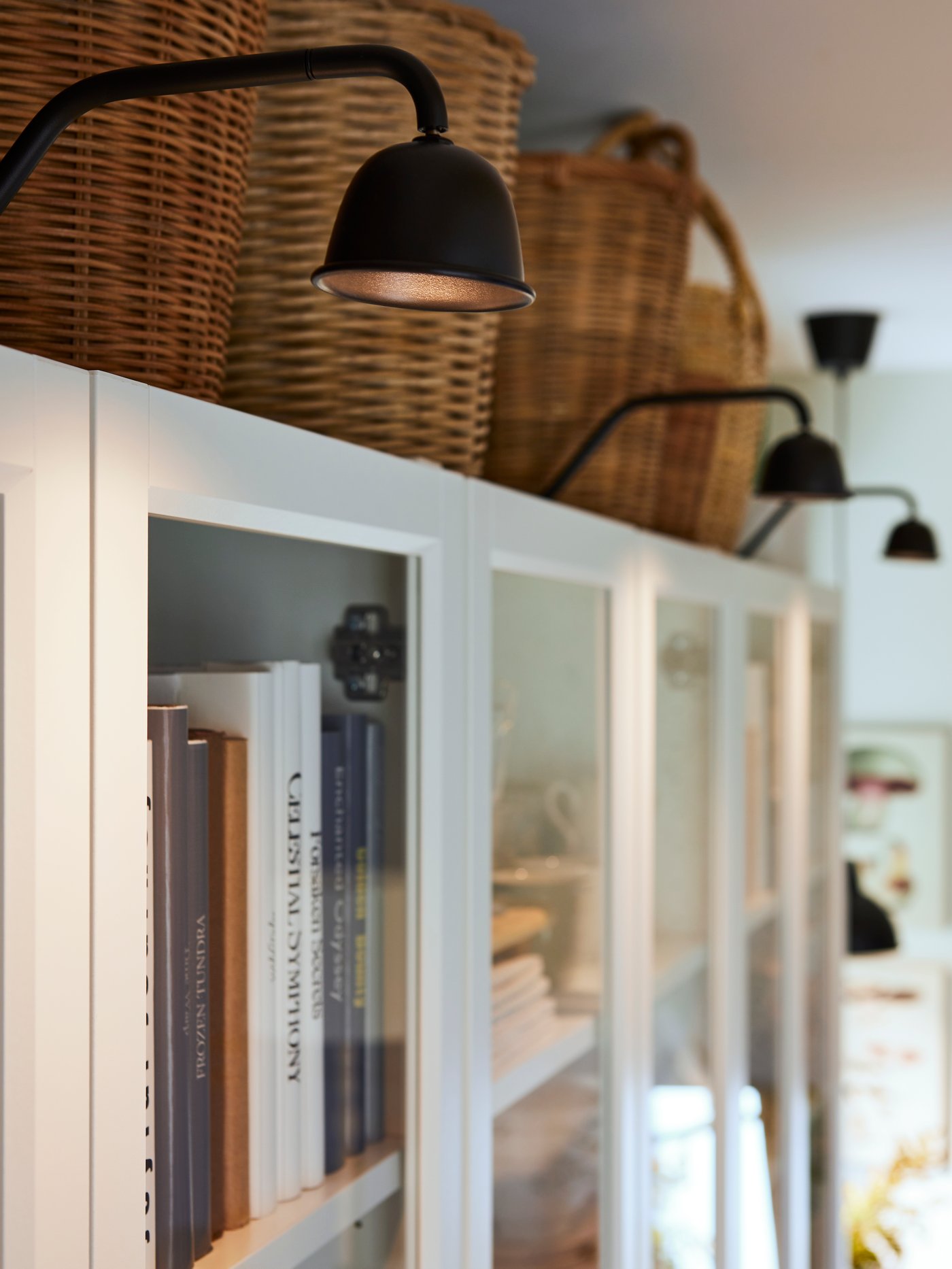 How to style a beautiful bookcase for your home - IKEA