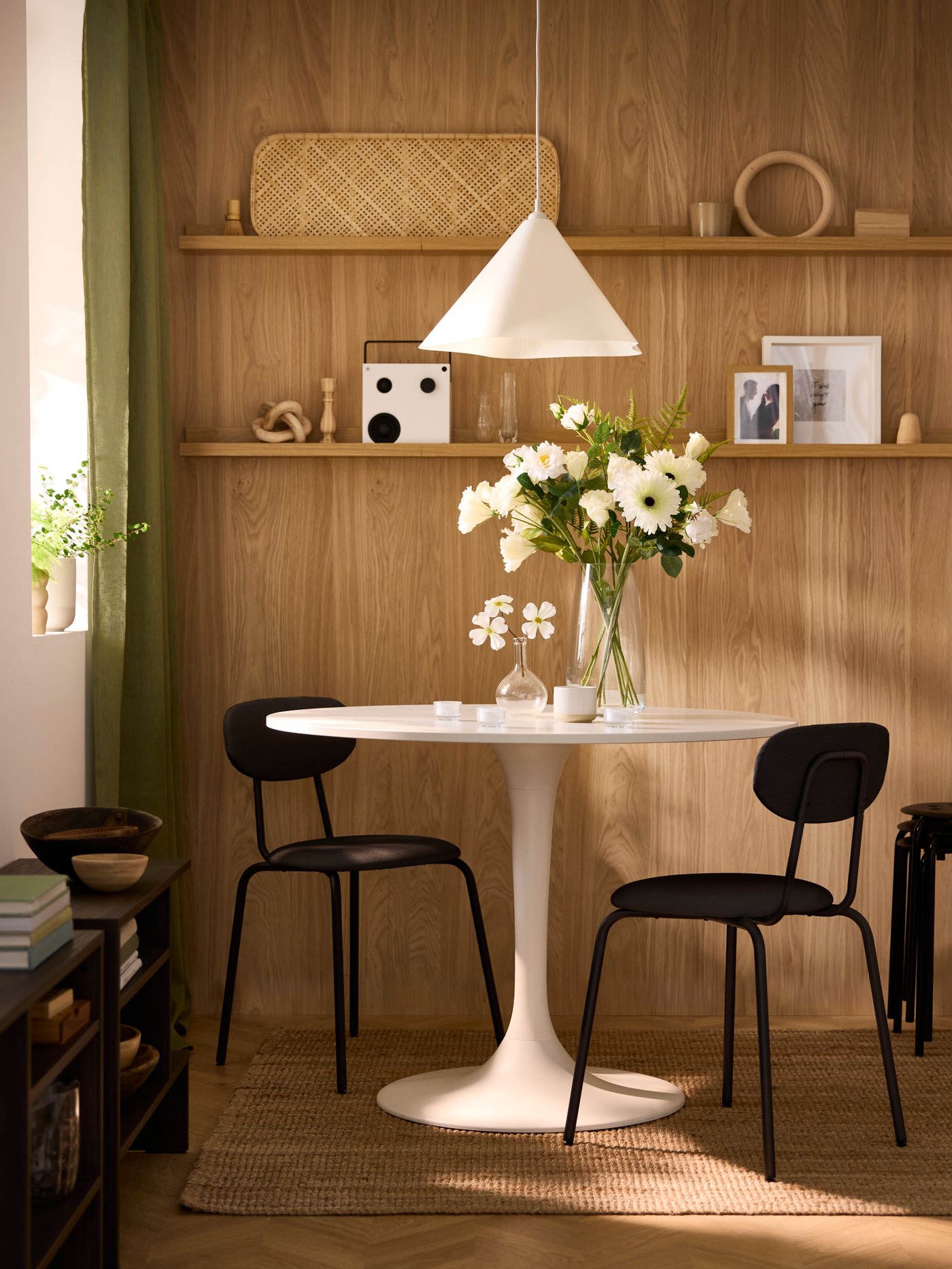 Tips on how to decorate your round dining table - IKEA