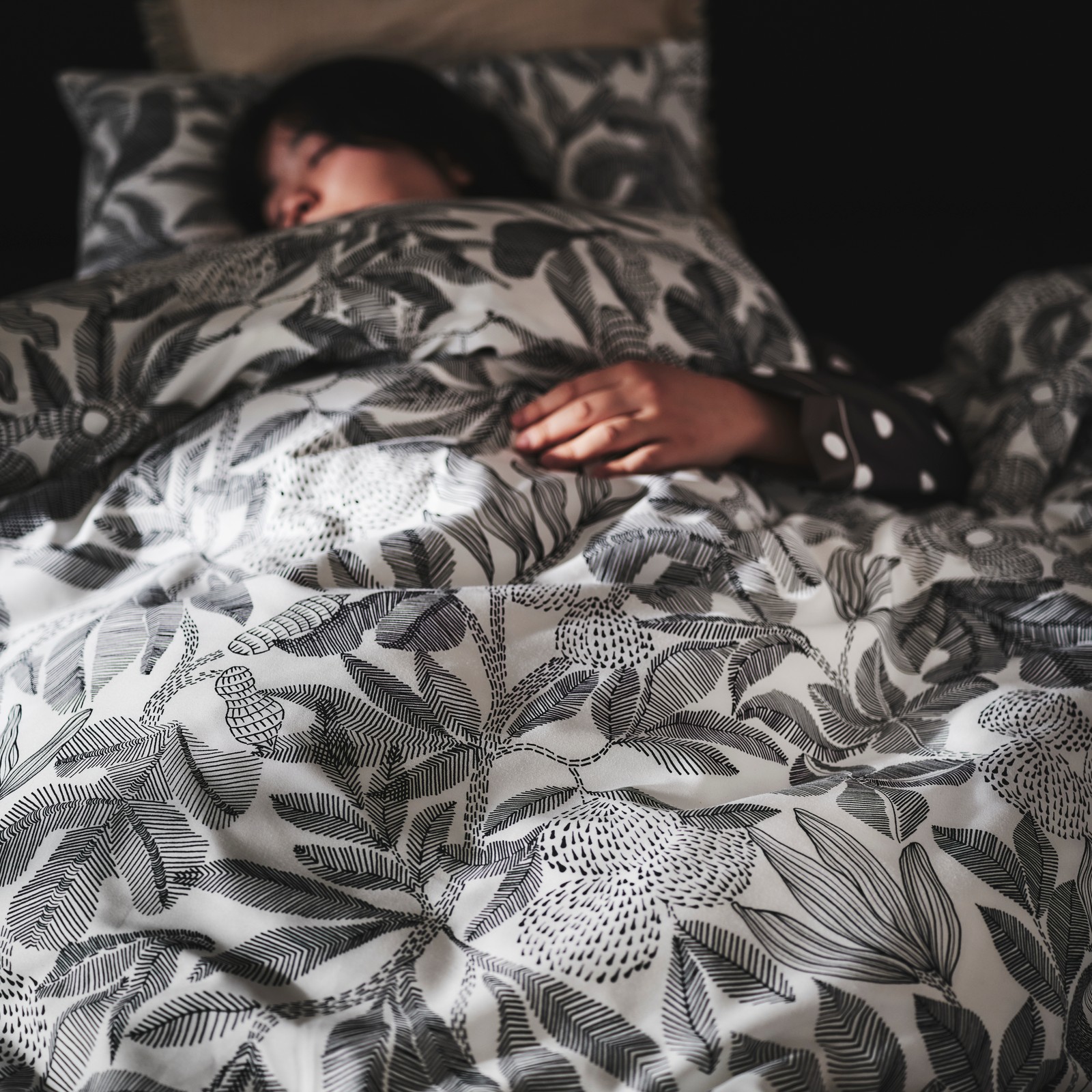 How to choose bed linen - Find the right bedding - IKEA CA