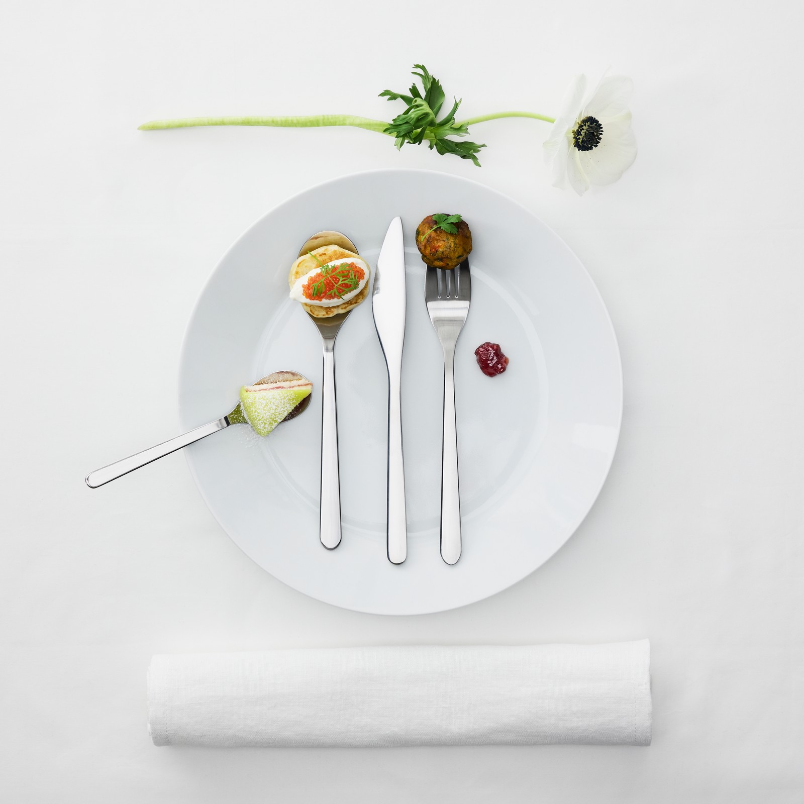 Bestikk - sett med alle typer gaffel, kniv, skje og mer - IKEA