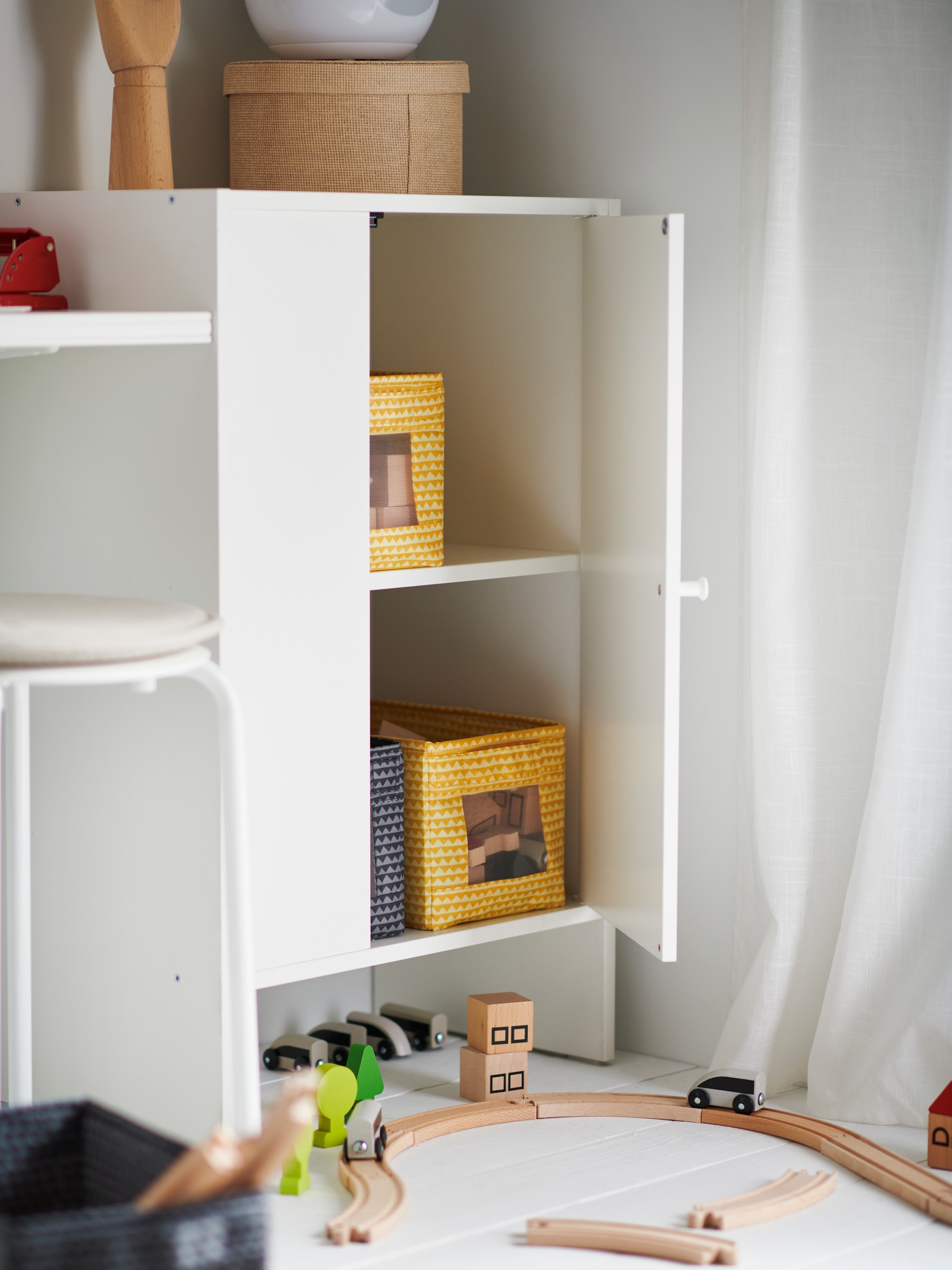 Wall-to-wall storage for all your needs - IKEA