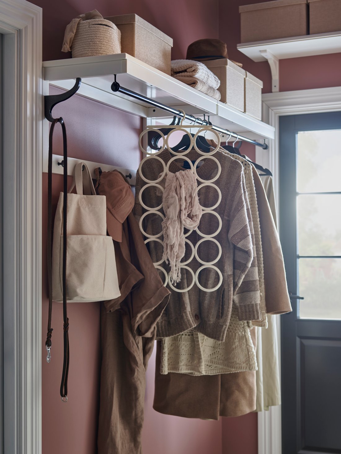 Enkla förvaringsidéer för att inreda en liten hall - IKEA