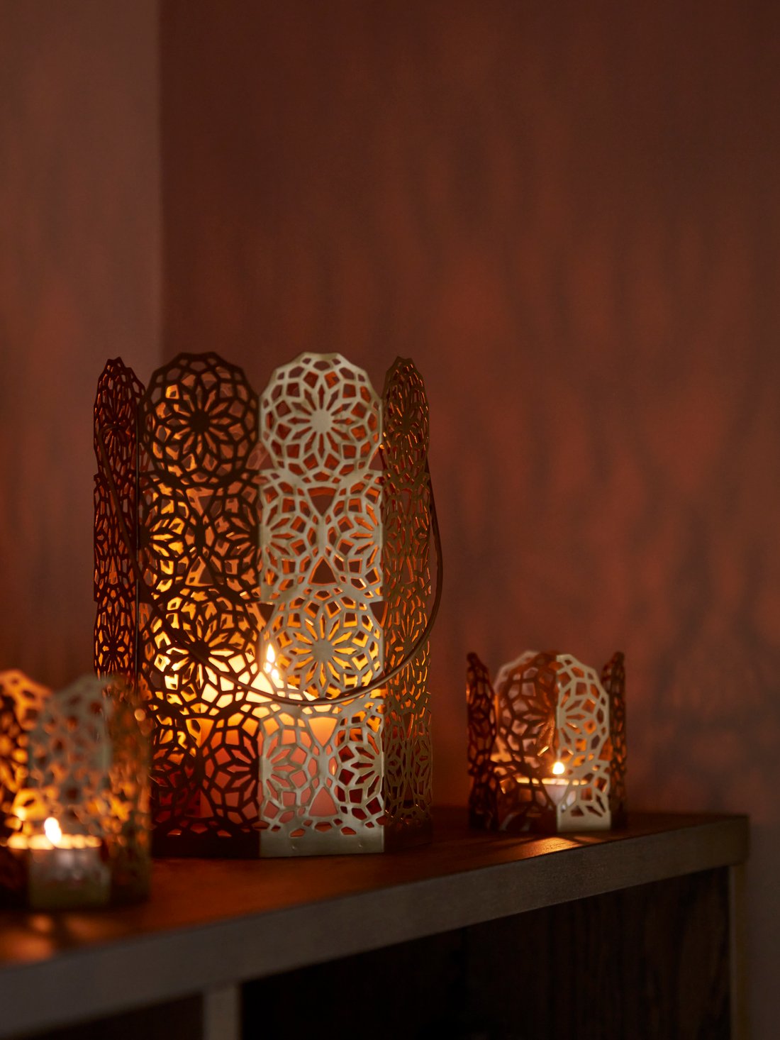 Lyktor för alla rum – stående och hängande ljuslyktor - IKEA