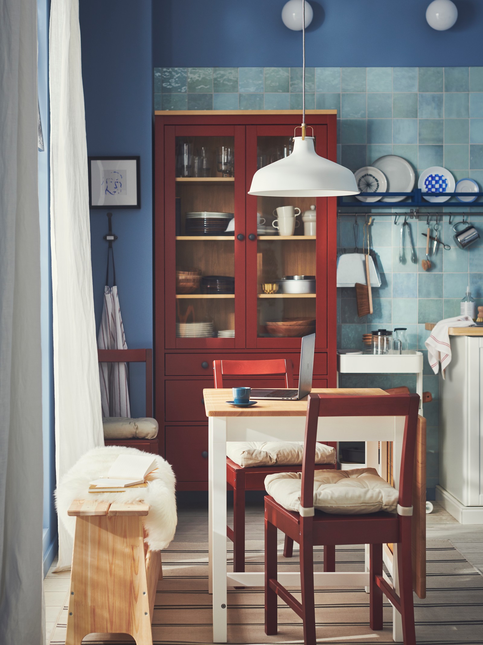 A traditional Swedish cottage-style dining room - IKEA