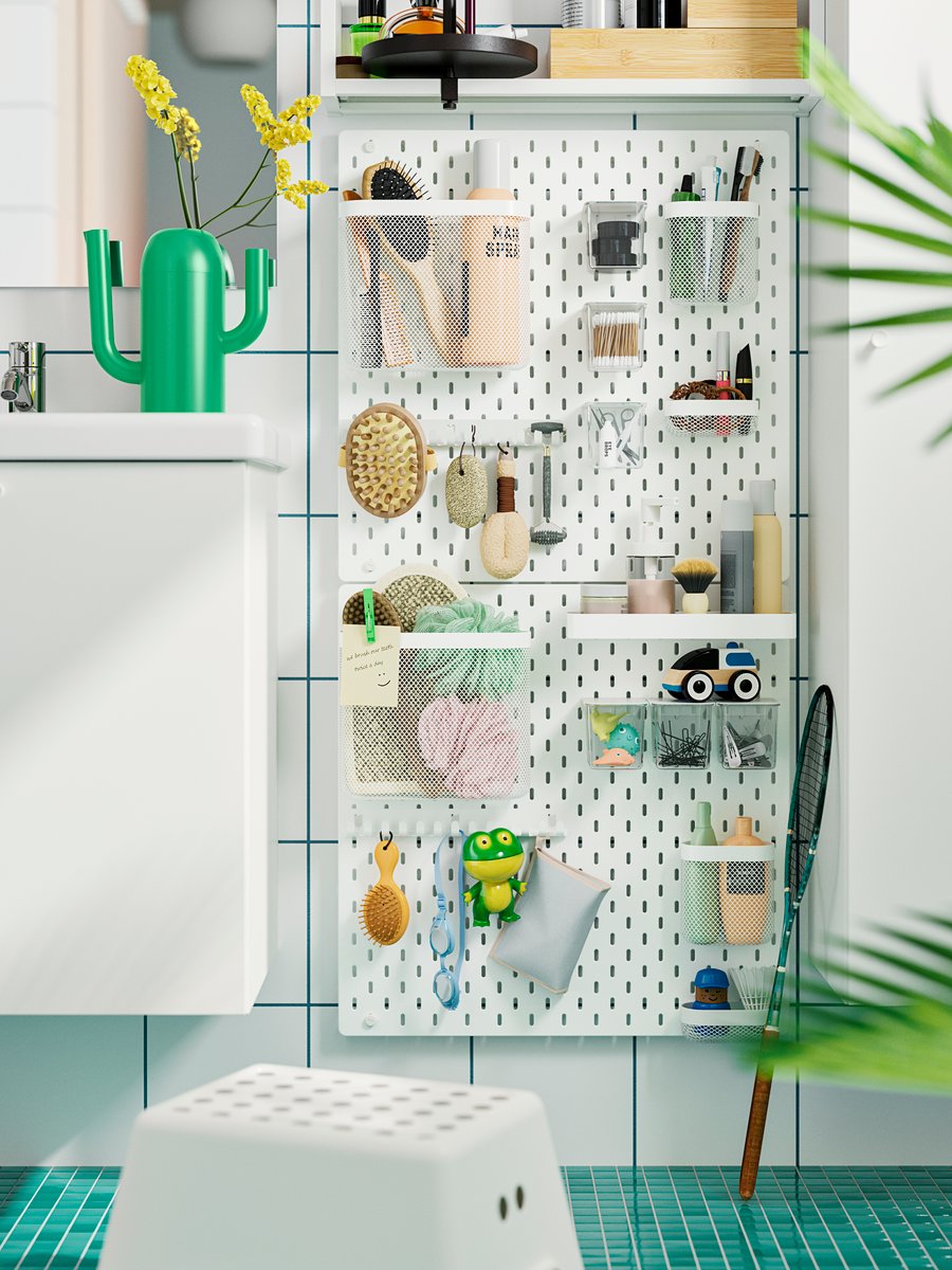 Tout ranger avec des panneaux perforés SKÅDIS - IKEA