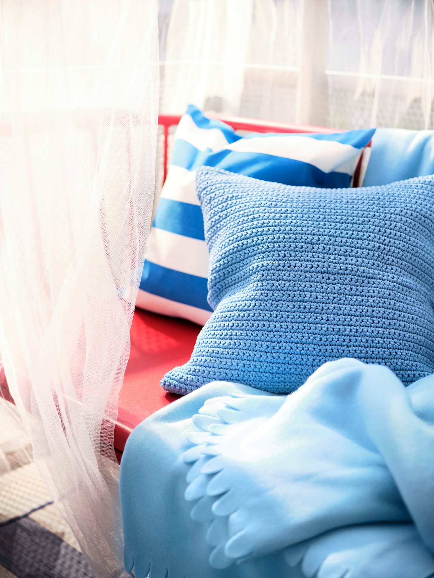 Cushions, Cushion Covers & Decorative Throw Pillows - IKEA