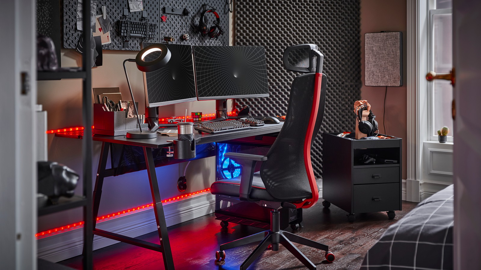 Next level gaming desk set-up - IKEA UK