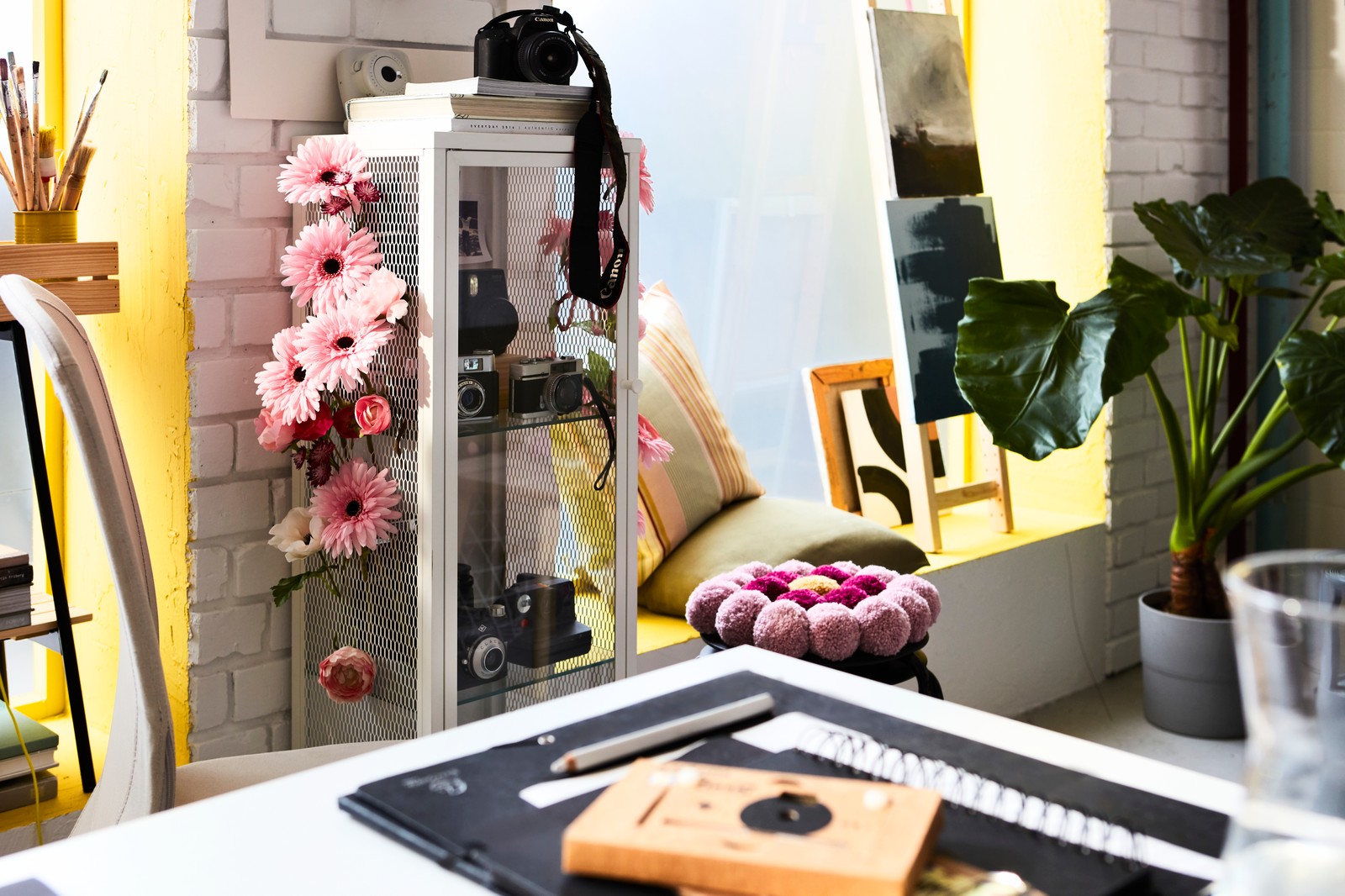 Get tips to create an inspiring workspace at home - IKEA UK