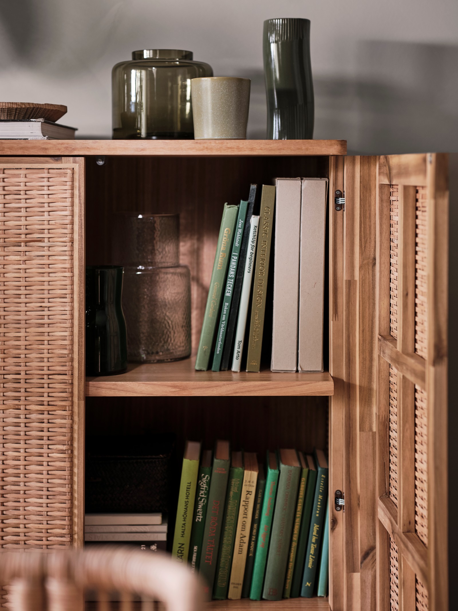 Display Cabinets & Storage Systems - IKEA