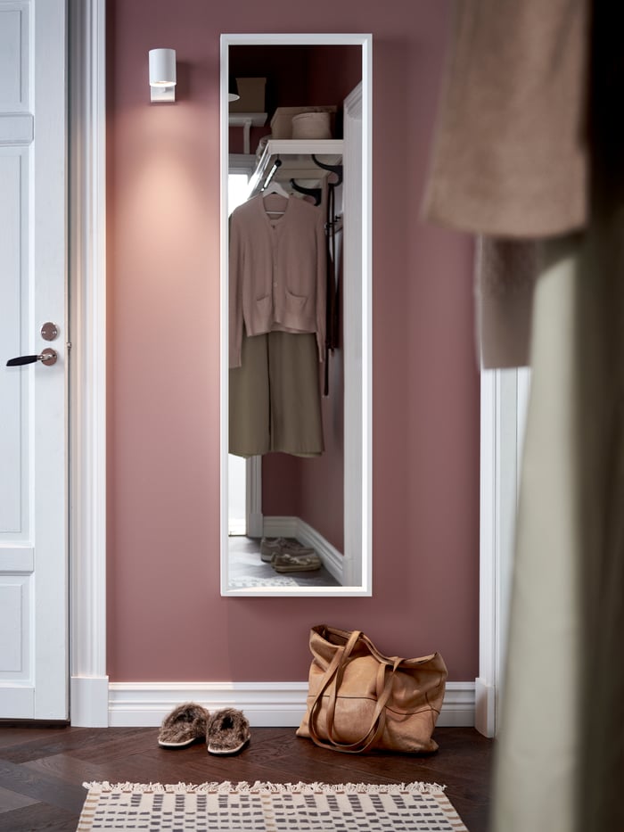 Easy storage ideas for a small, beautiful hallway - IKEA