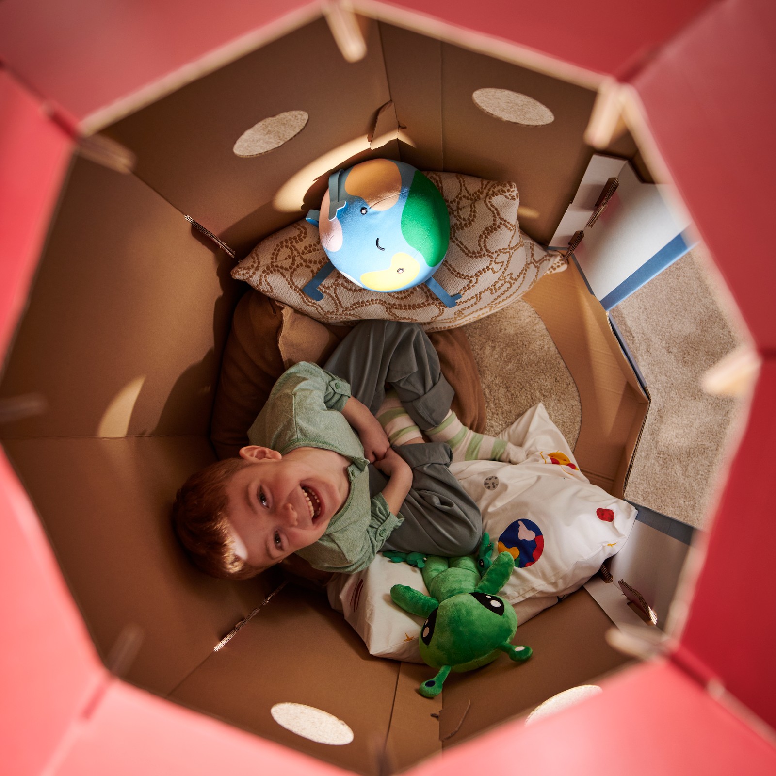 The new AFTONSPARV kids’ collection brings space home - IKEA