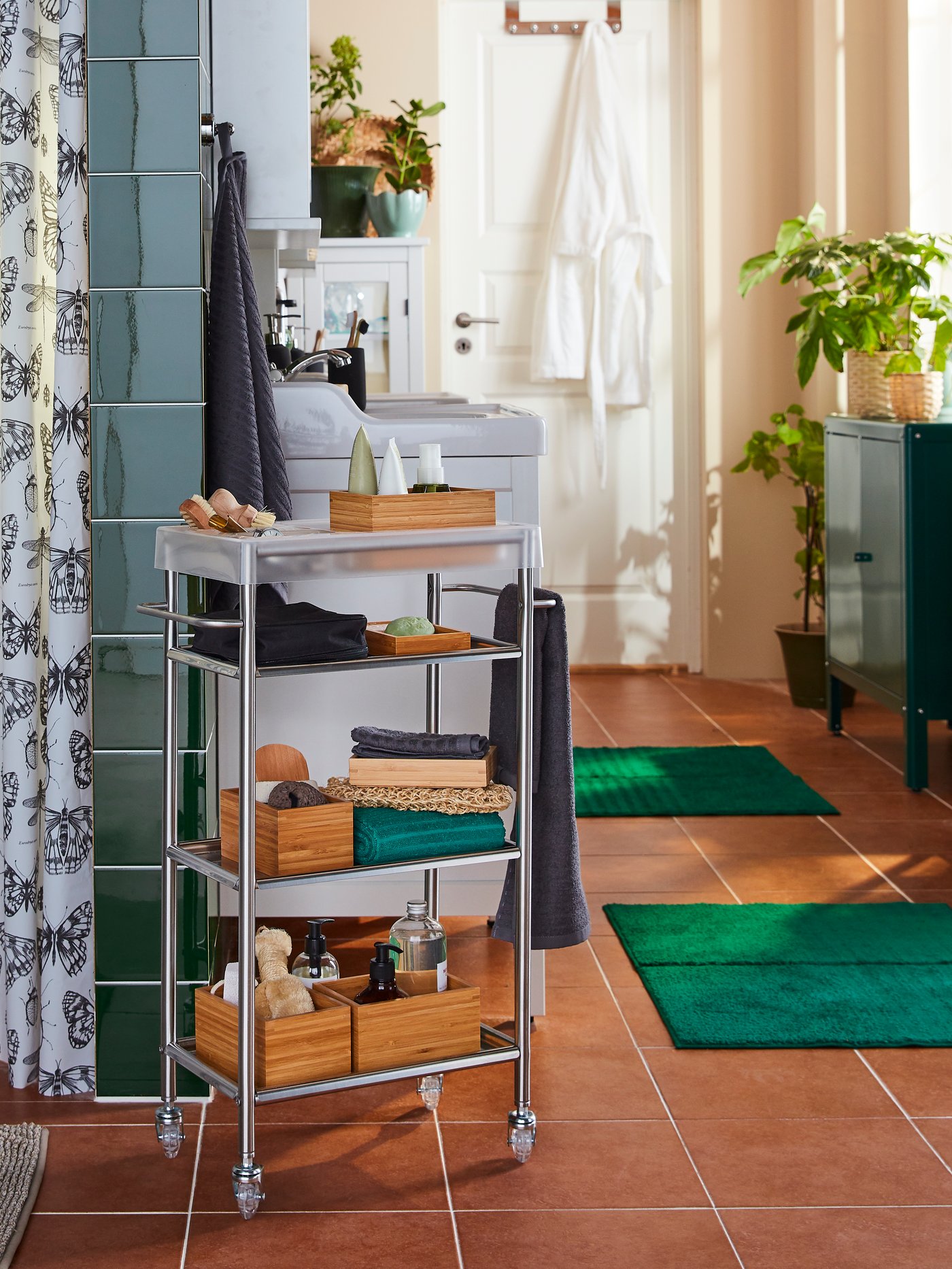 Clever storage for the entire family - IKEA