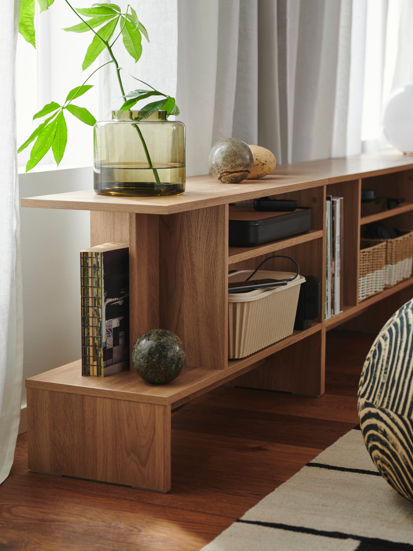 An elegant living room with zones for everybody - IKEA