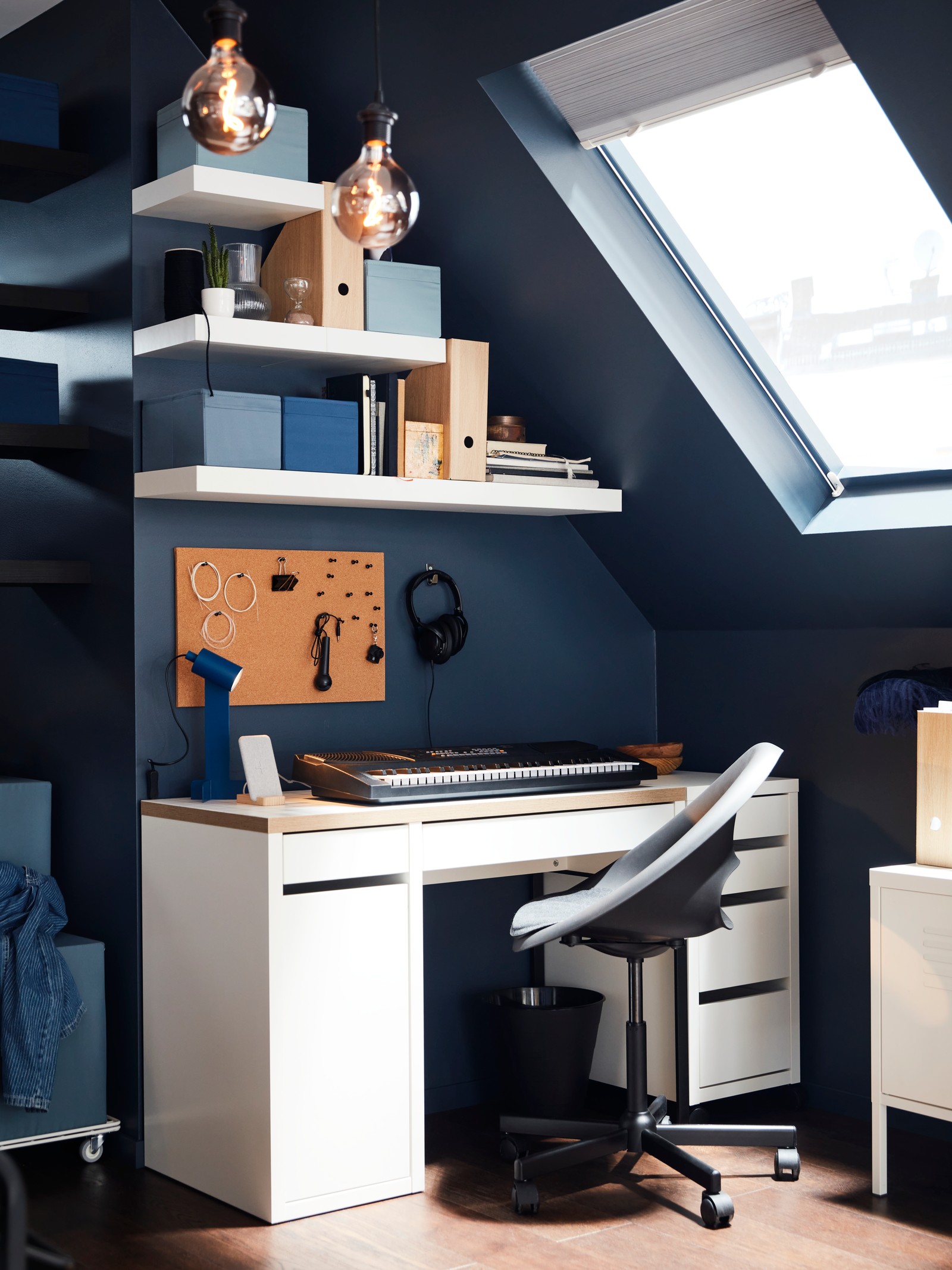 Buy Desks & Computer Desks for Home/Office in Qatar - IKEA