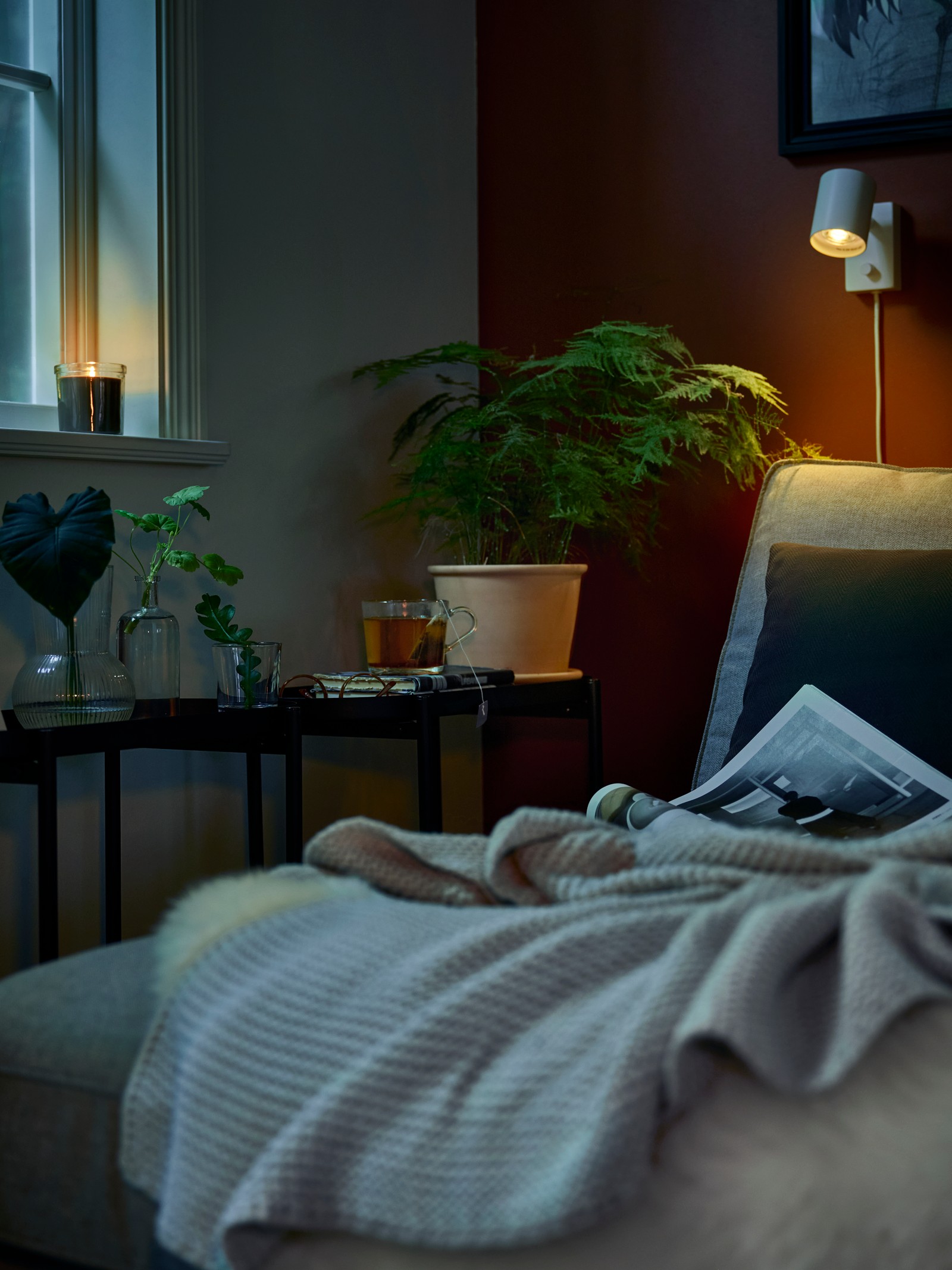 Easy ideas for a private me-space in the living room - IKEA