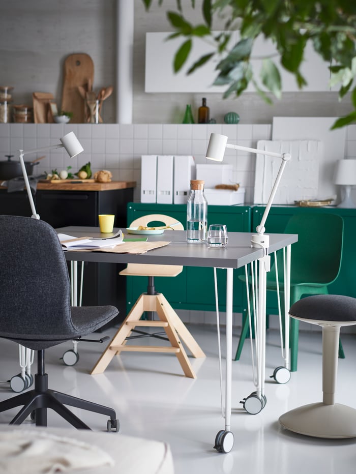 Browse Our Range Of Desks & Tables For Your Home Now - IKEA