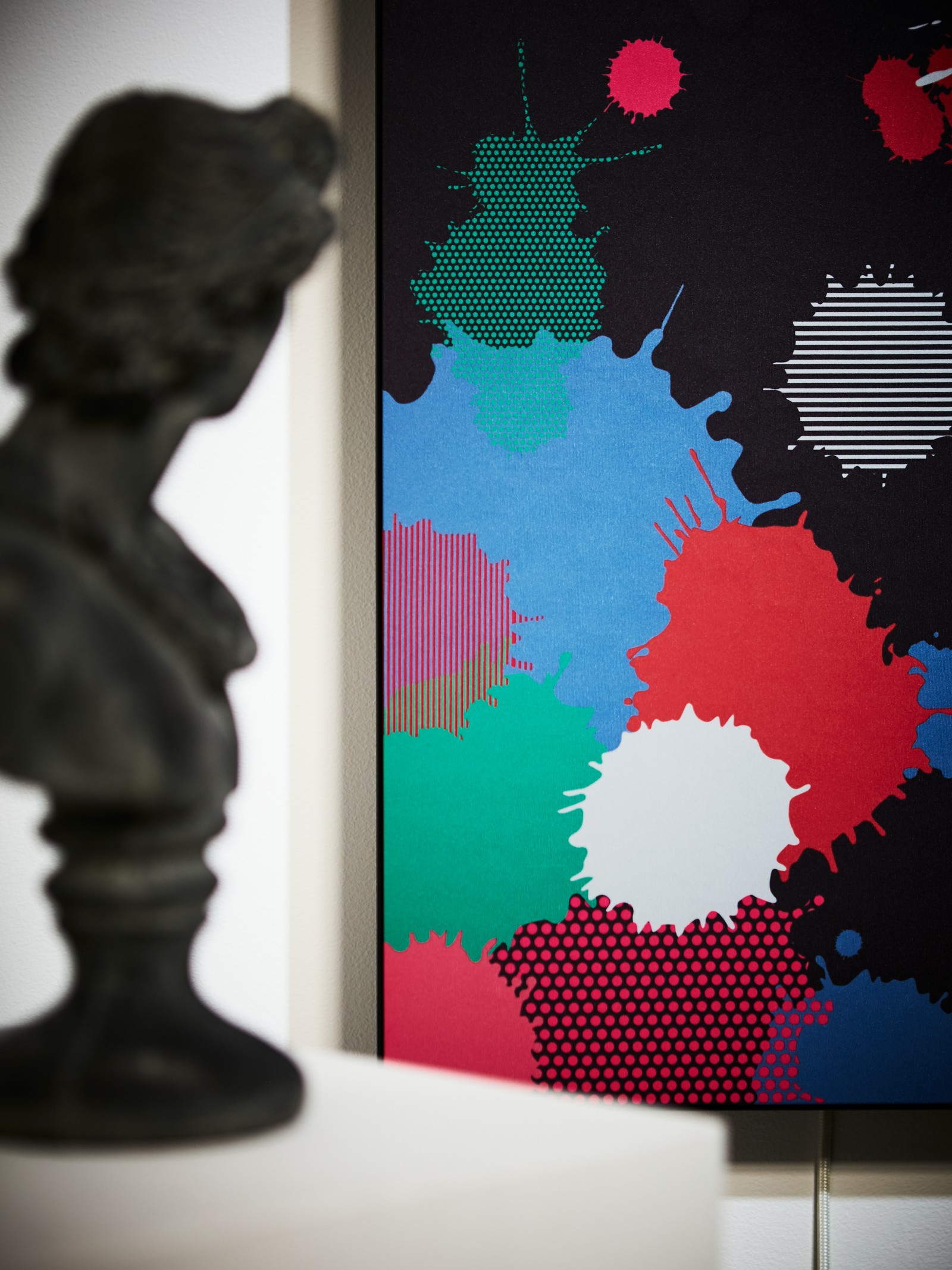 Welcome the SYMFONISK picture frame with WiFi speaker - IKEA