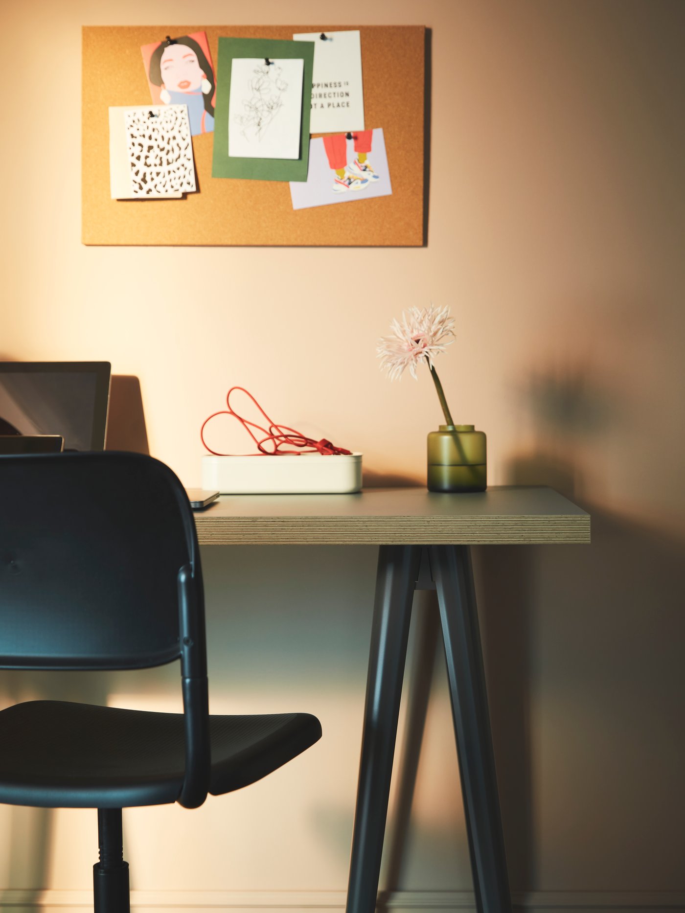 Table and desks system - IKEA